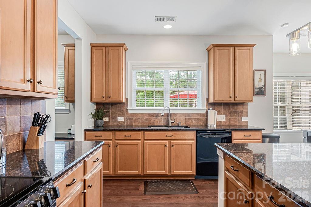 Photo 7 of 13731 Daltrey Lane, Charlotte, NC
