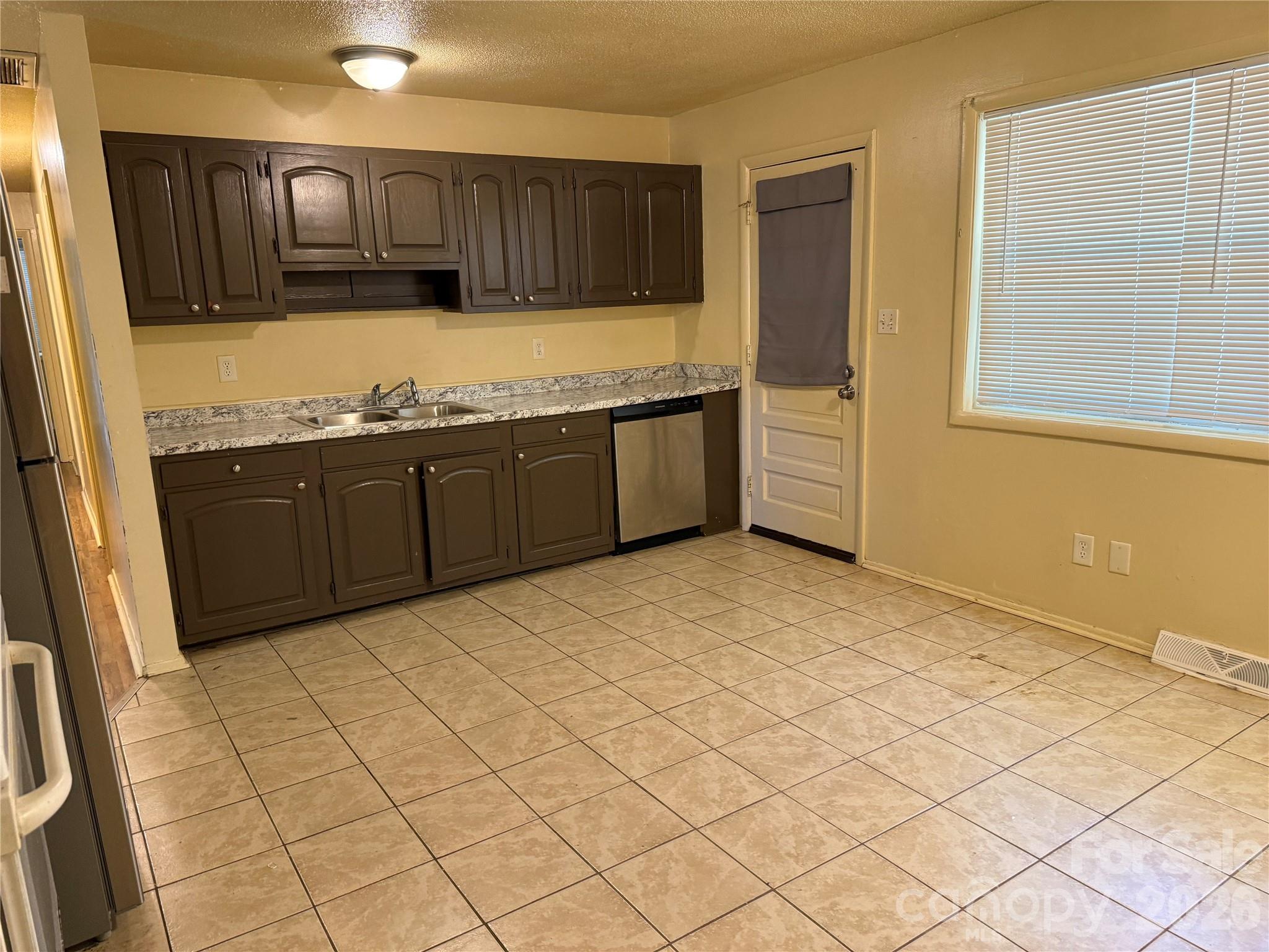 Photo 11 of 4101 Foxford Place, Charlotte, NC