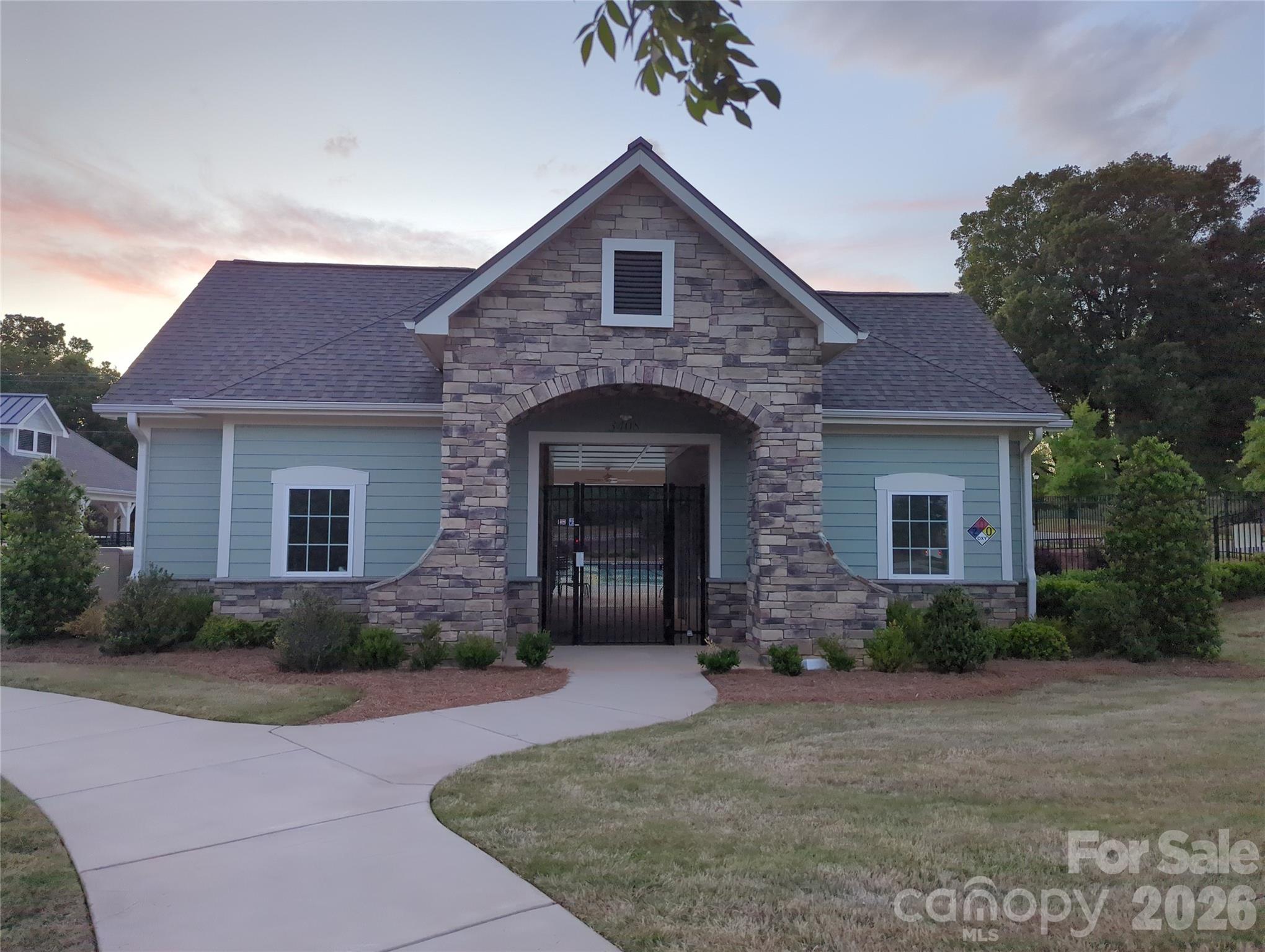 Photo 34 of 3206 Cheyney Park Drive, Charlotte, NC