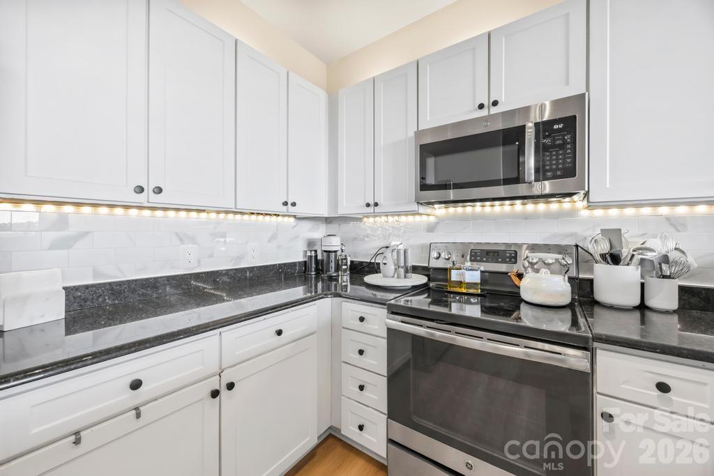 Photo 10 of 1315 East Boulevard719, Charlotte, NC