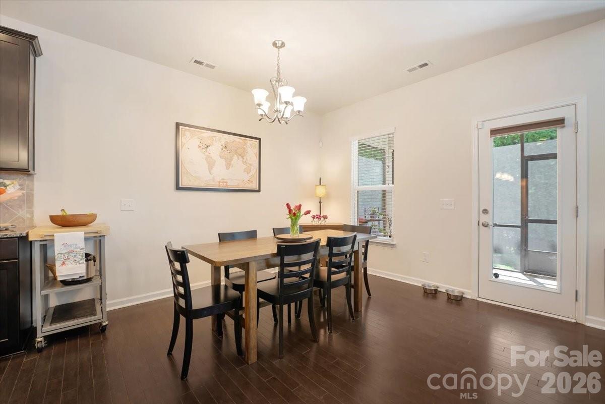 Photo 8 of 5122 Mount Clare Lane, Charlotte, NC