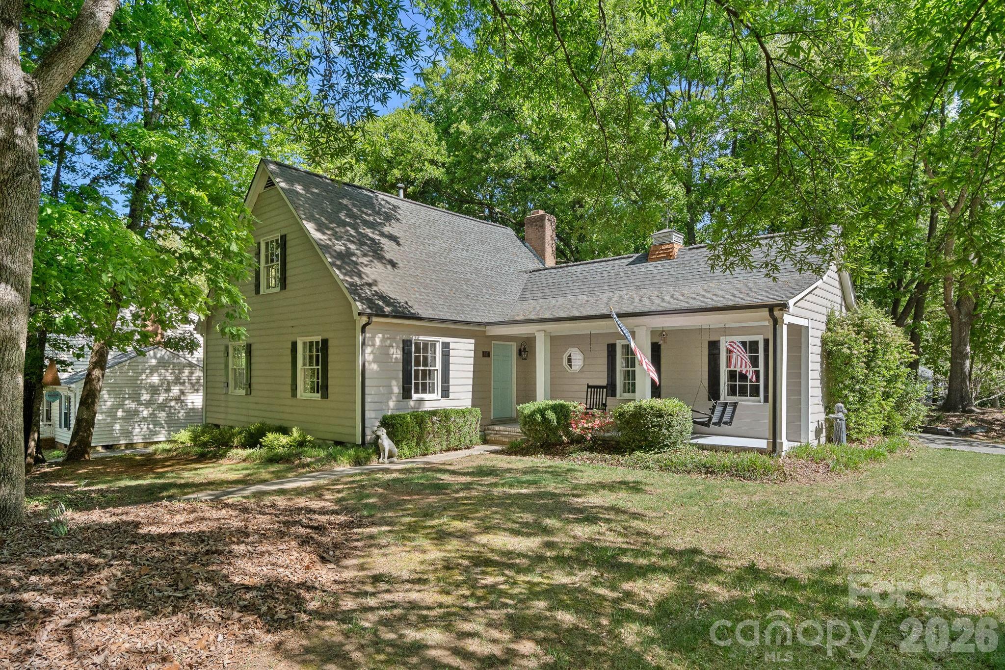Photo 2 of 817 Bent Wood Court, Matthews, NC