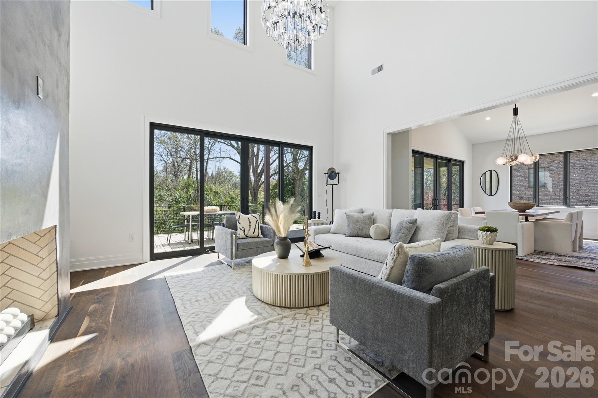 Photo 8 of 1423 S Wendover Road, Charlotte, NC