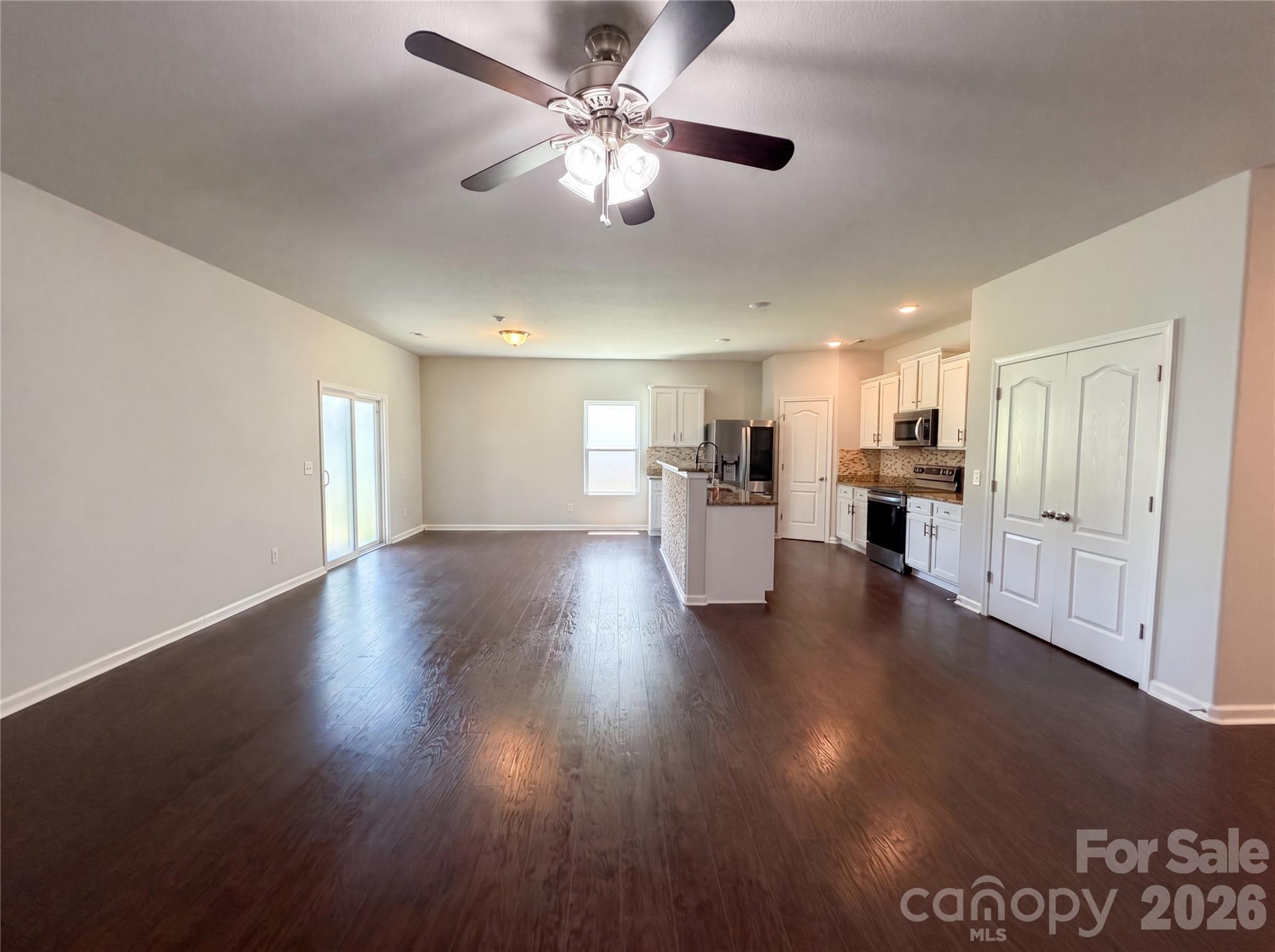 Photo 6 of 4034 Rosfield Drive, Charlotte, NC