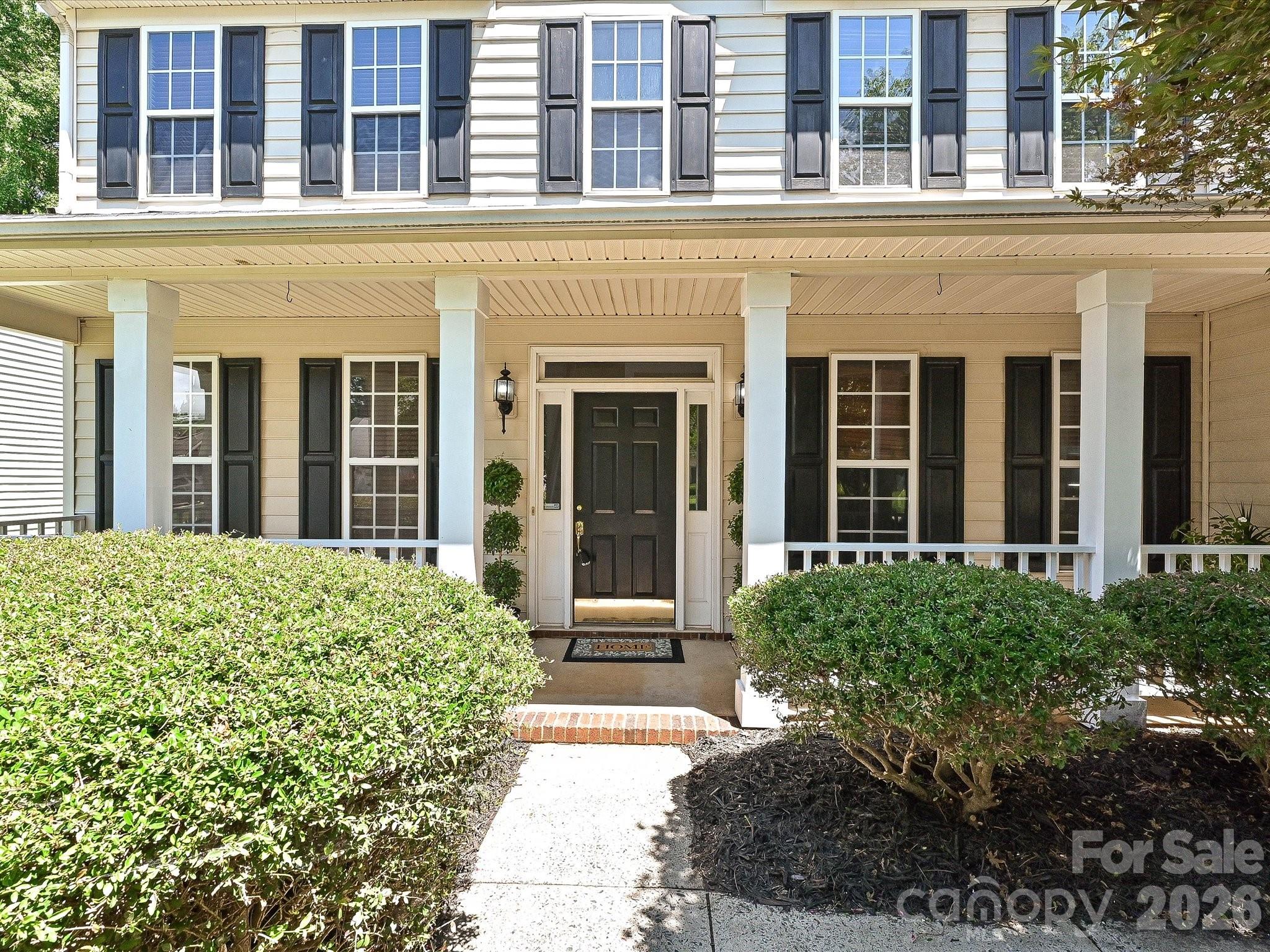 Home for sale at 6719 Reedy Creek Road, Charlotte, NC — photo 3 of 36