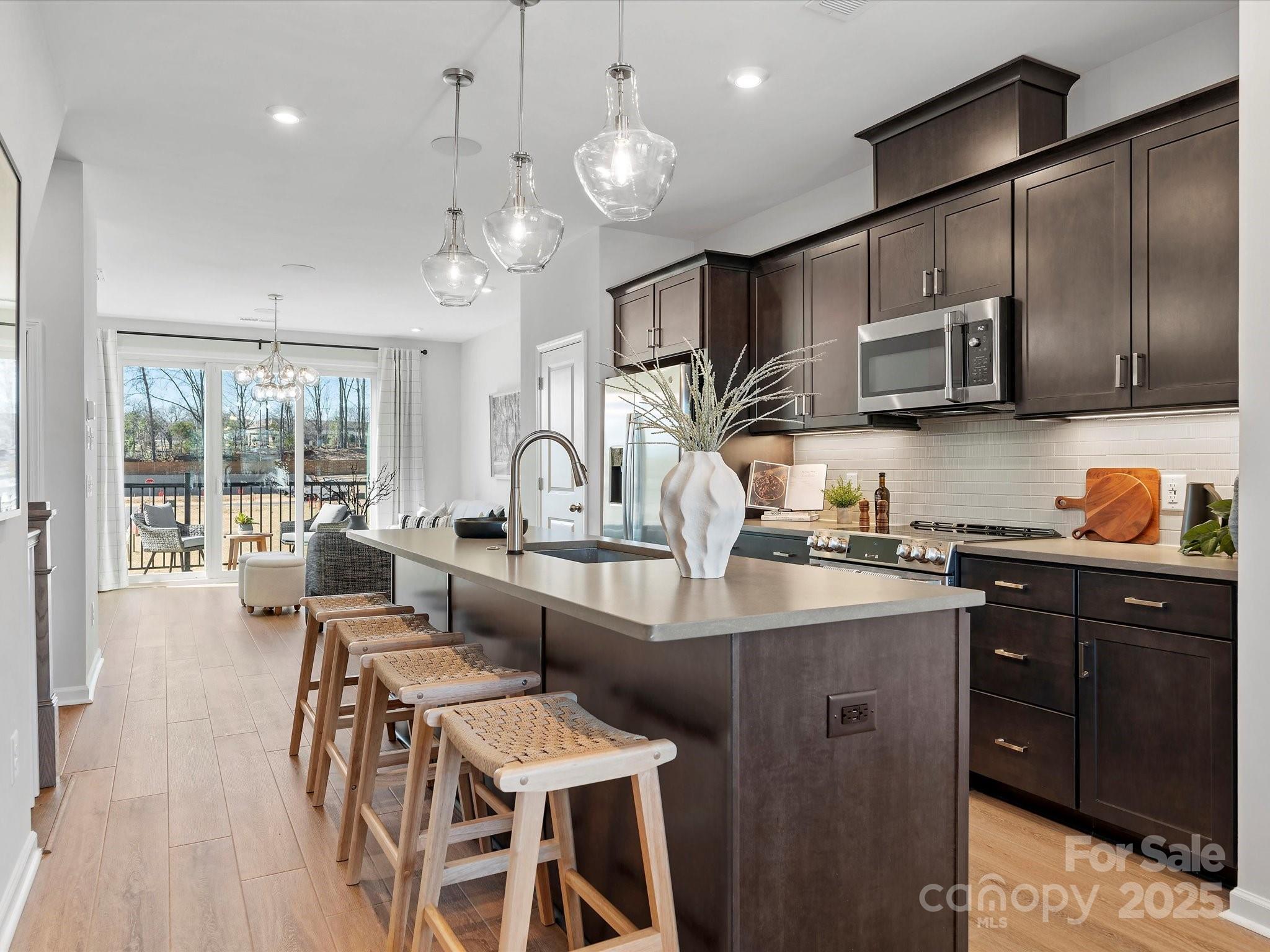 Home for sale at 5032 Beirut Drive, Charlotte, NC — photo 1 of 22