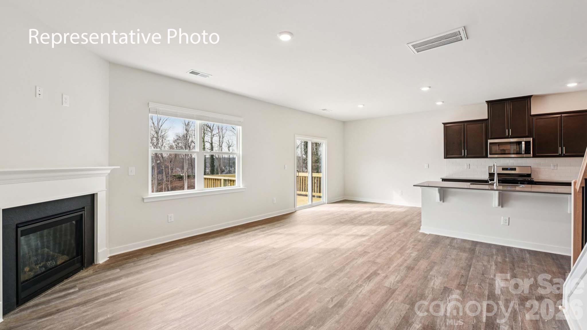 Photo 5 of 5616 Pamplona Way, Charlotte, NC