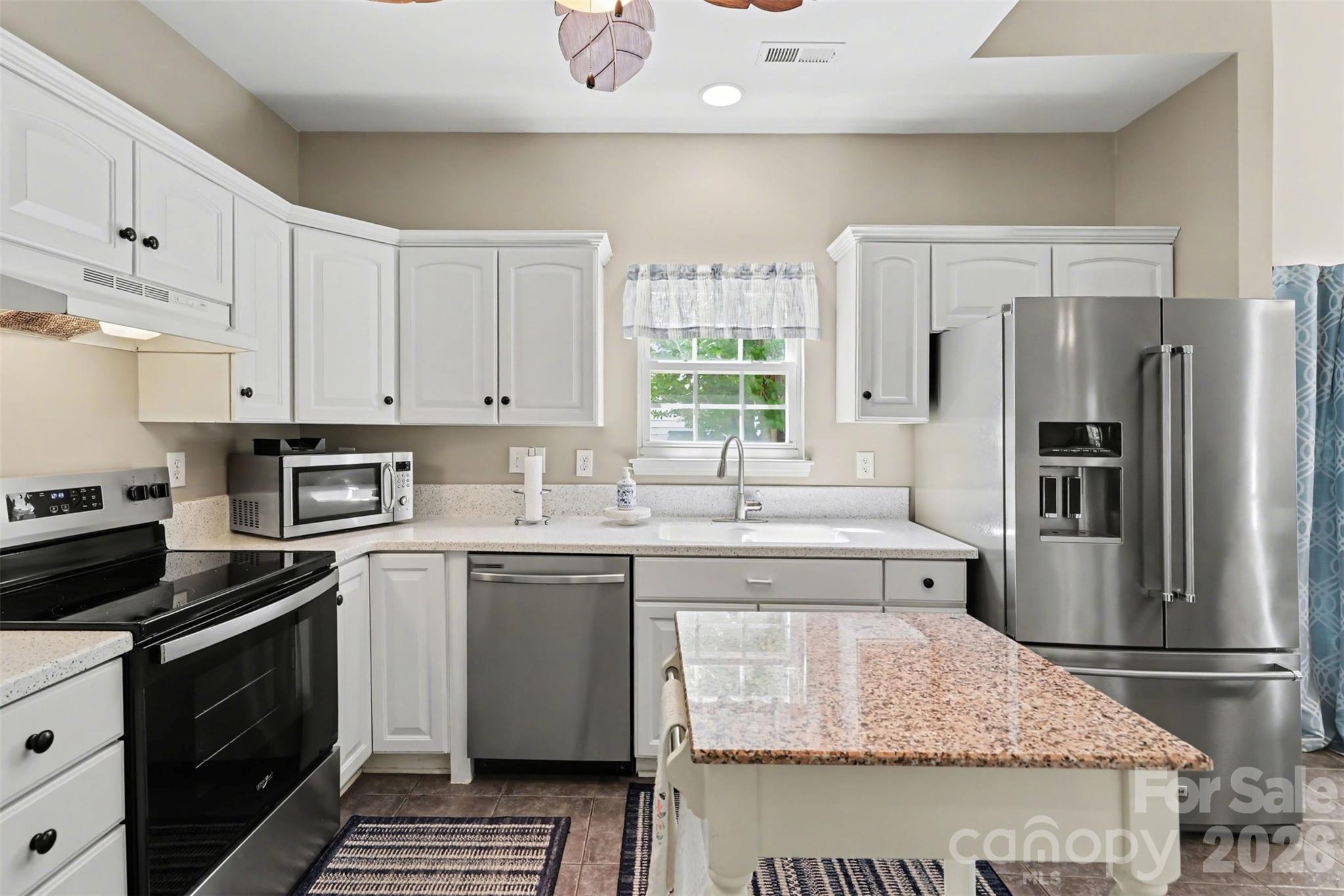 Photo 9 of 6216 Creek Breeze Road, Charlotte, NC