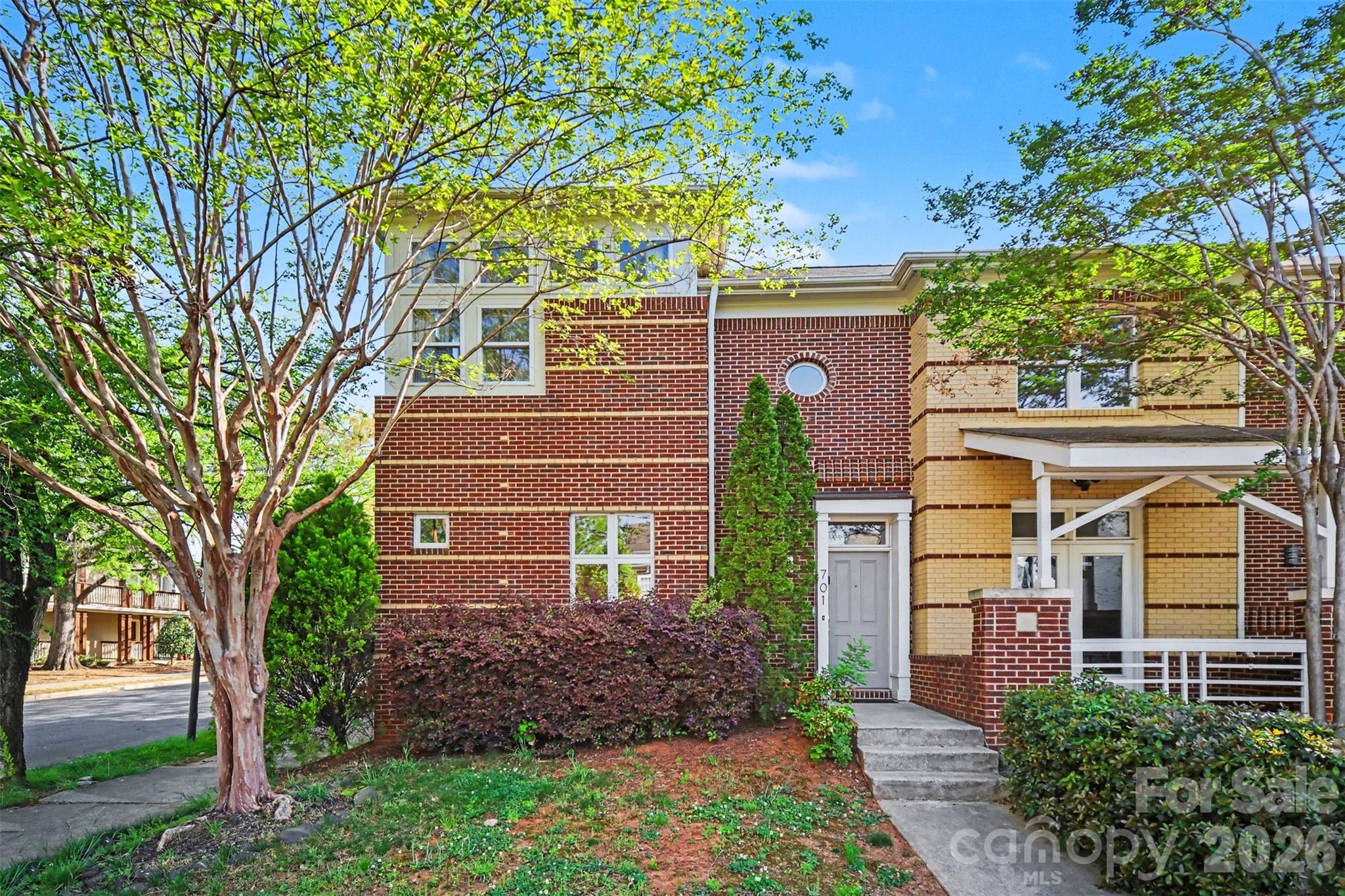 Home for sale at 701 E 8th Street, Charlotte, NC — photo 1 of 42