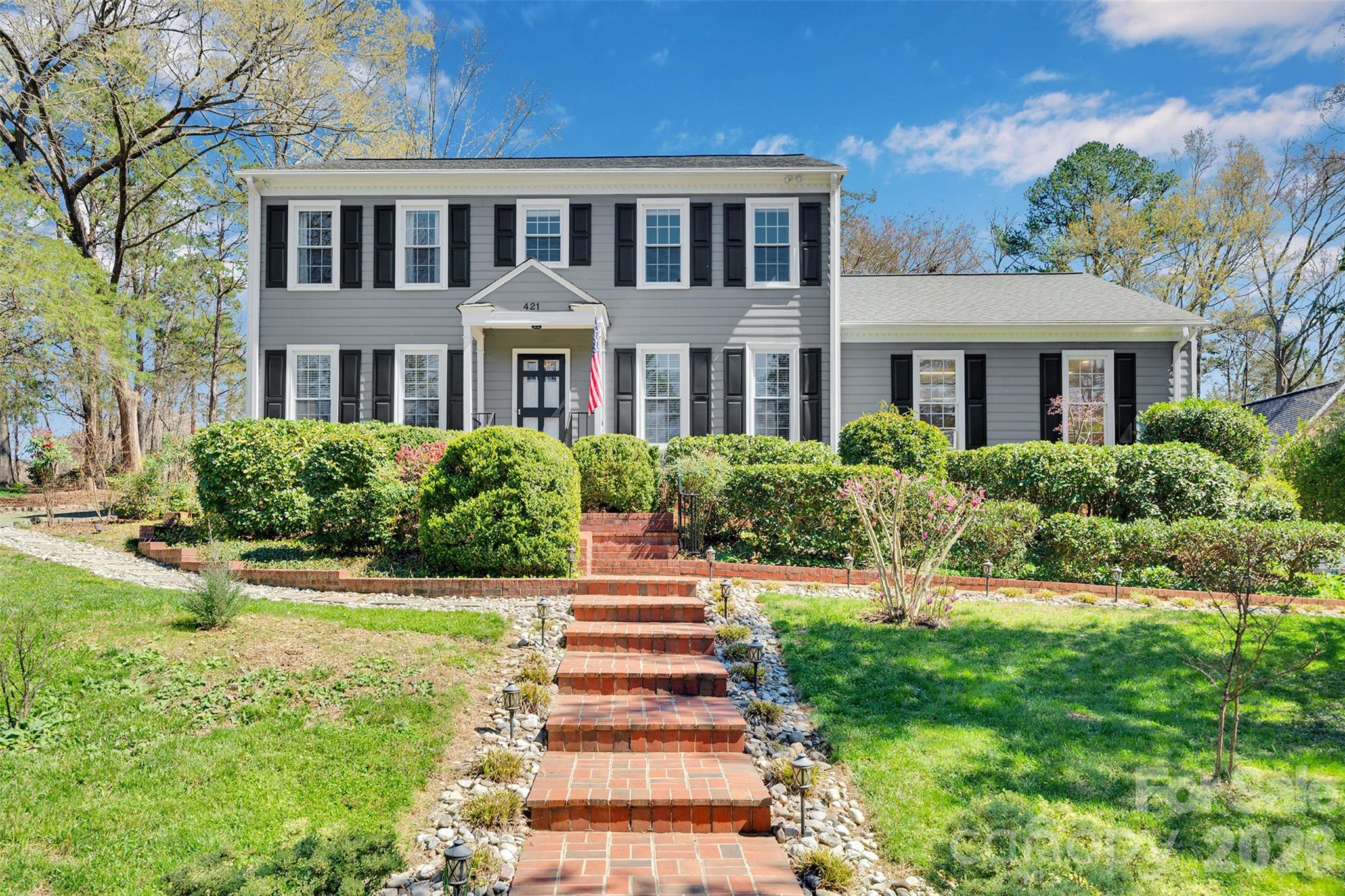 421 Sardis Lane, Charlotte, NC