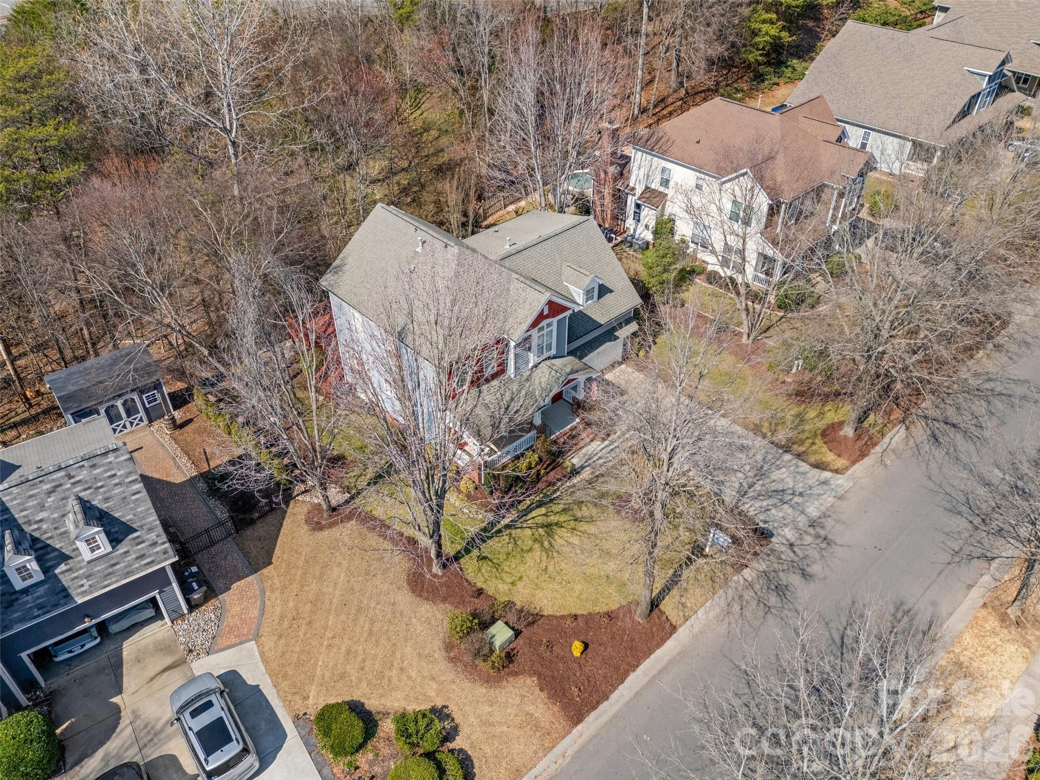 1039 Hunters Run Drive, Tega Cay, SC - photo 21 of 38