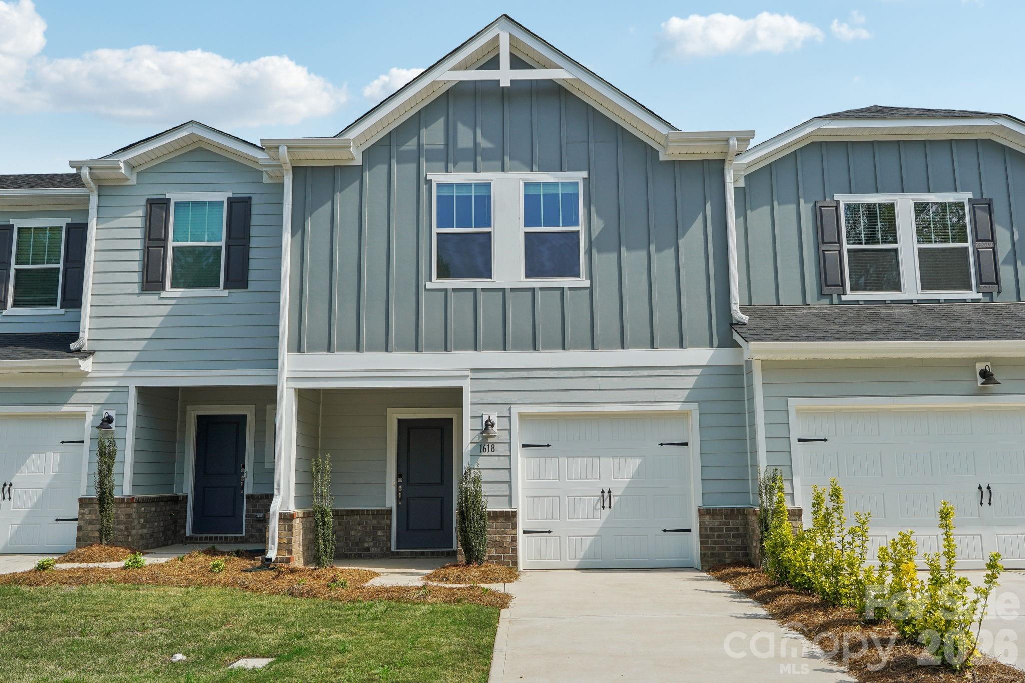9021 Foggy Brook Loop, Charlotte, NC