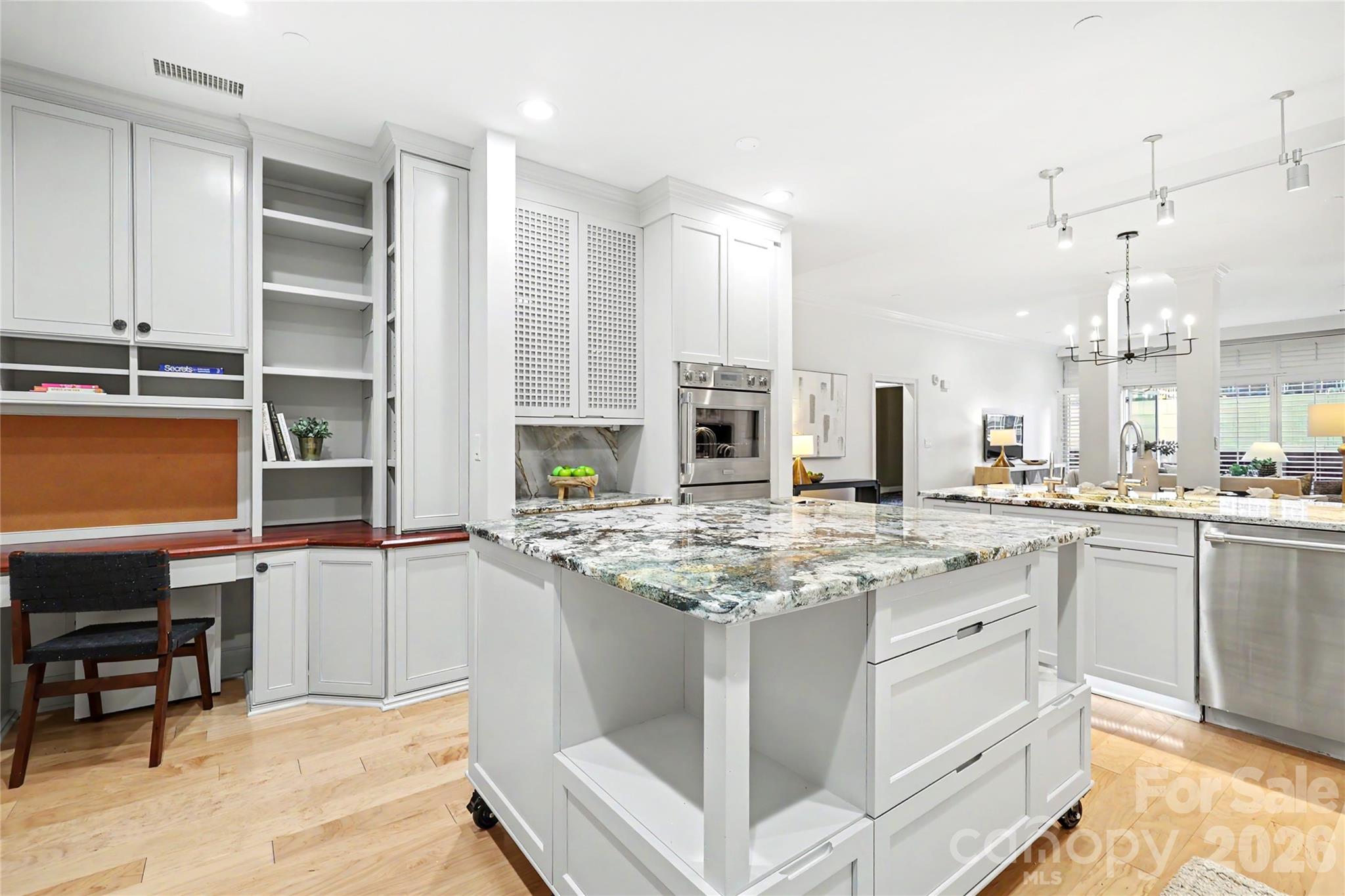 Photo 18 of 435 S Tryon Street504, Charlotte, NC