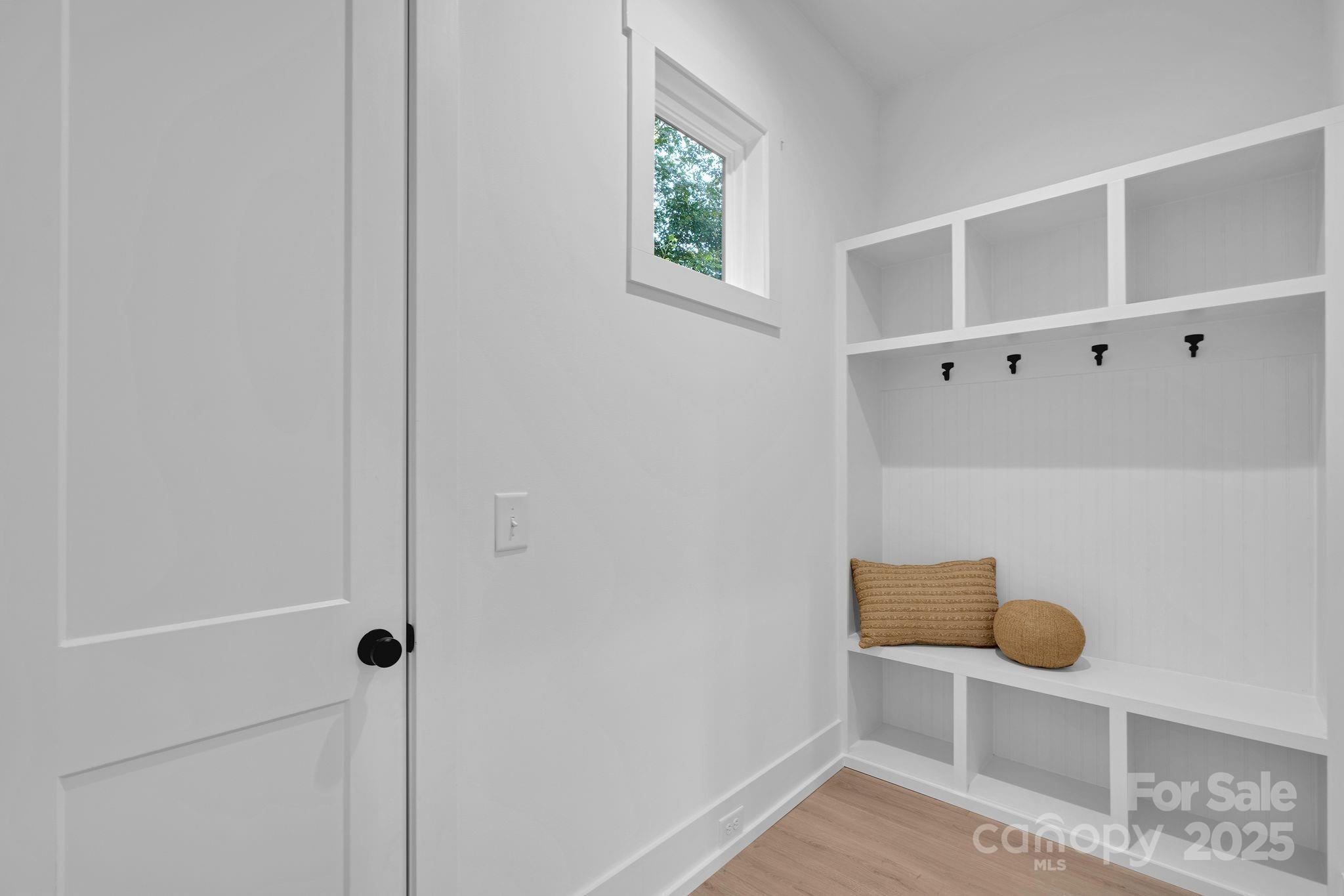Photo 31 of 2820 Springway Drive, Charlotte, NC