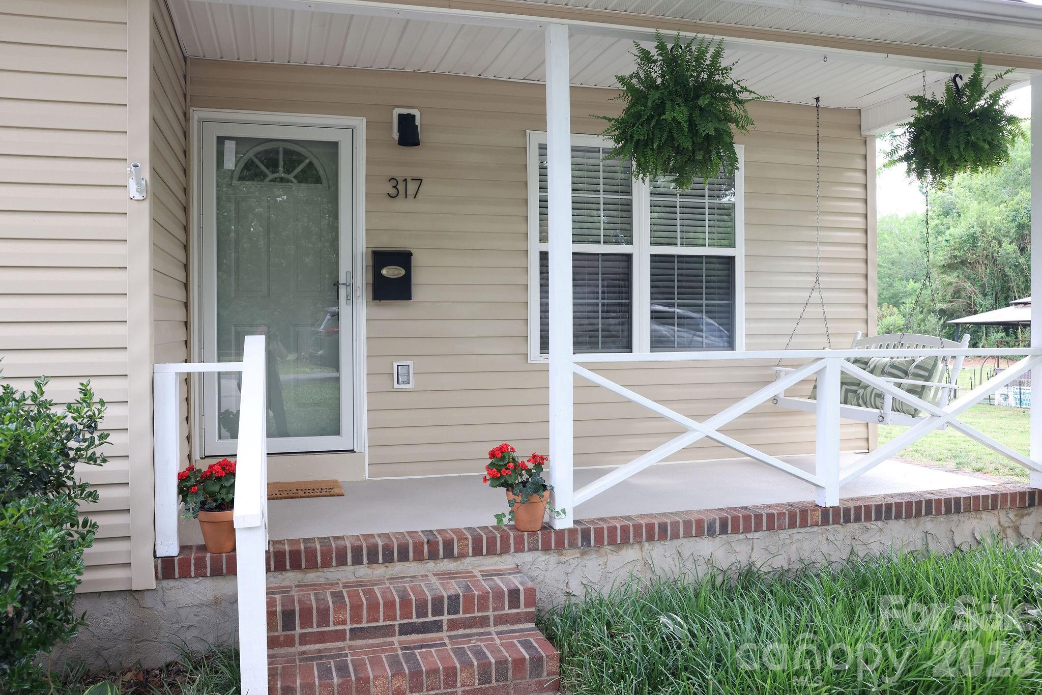 Photo 3 of 317 Devine Avenue, Belmont, NC