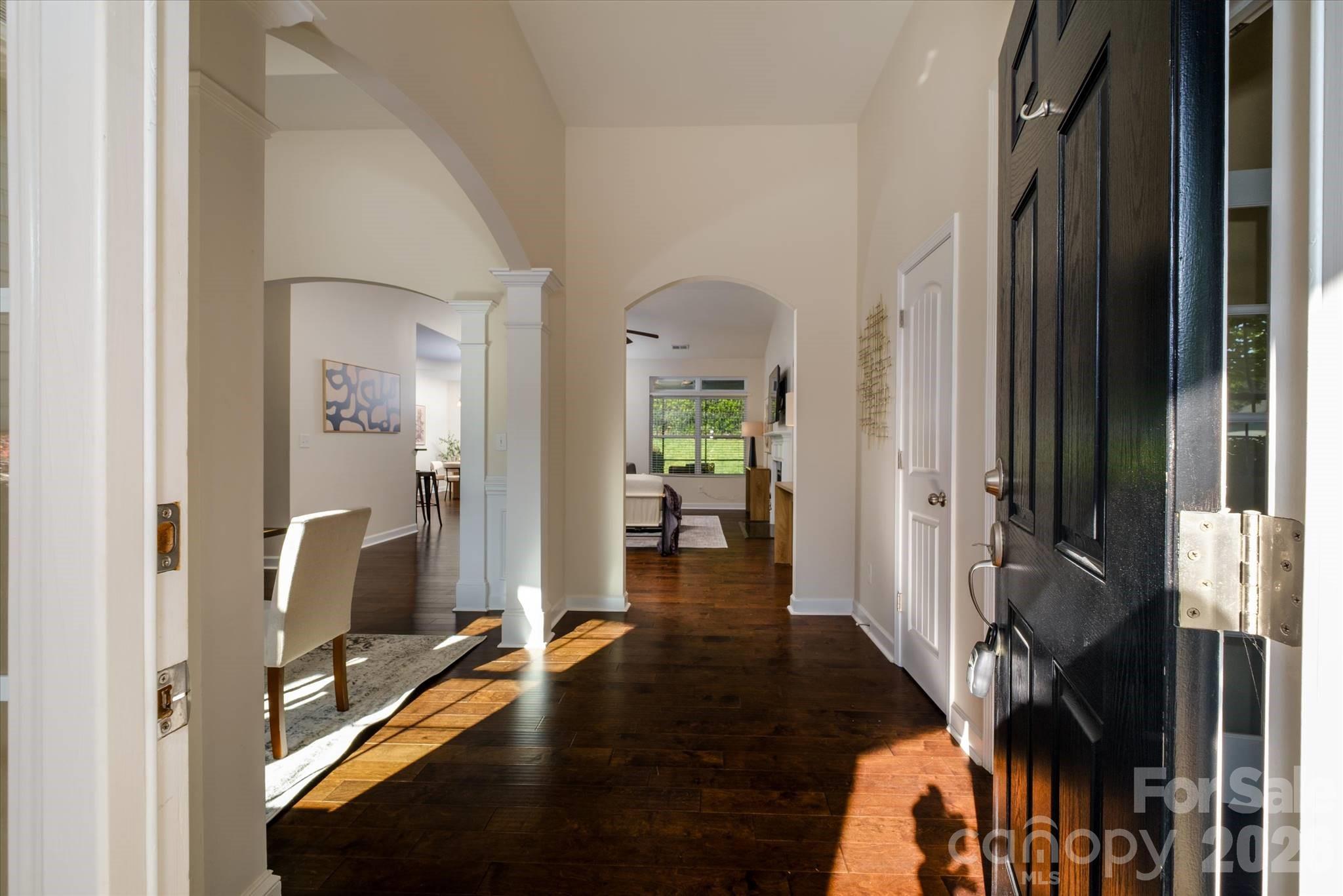 Photo 4 of 8720 Artesa Mill Lane, Charlotte, NC