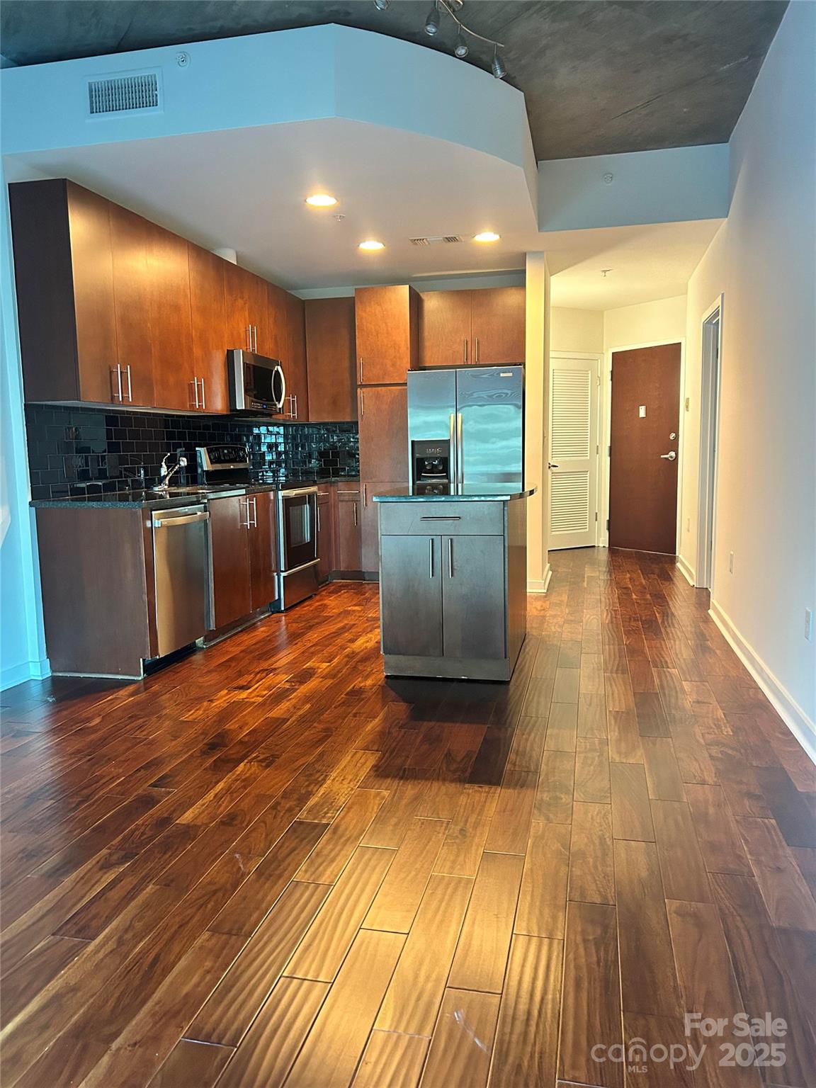 210 N Church Street1105, Charlotte, NC