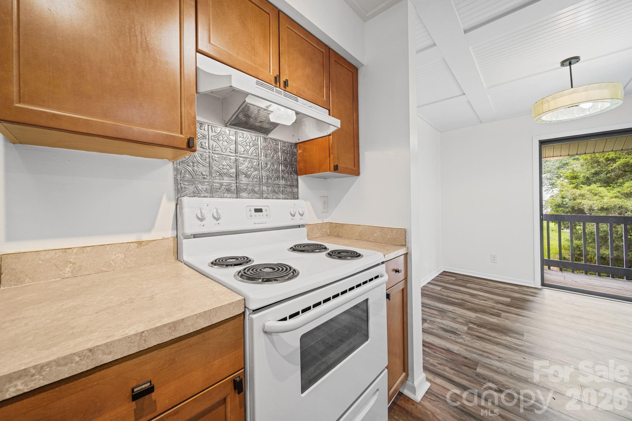 Photo 13 of 11023 Harrowfield Road, Charlotte, NC