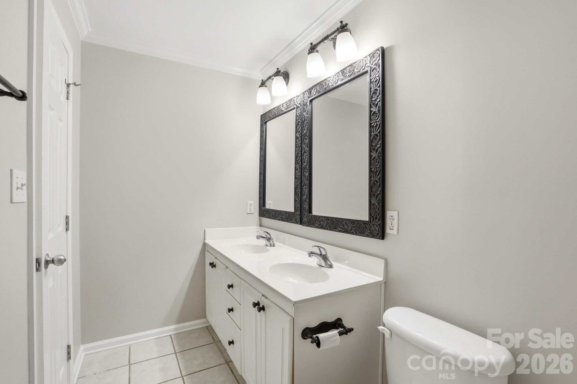 Photo 21 of 4322 Laurel Hill Lane, Charlotte, NC