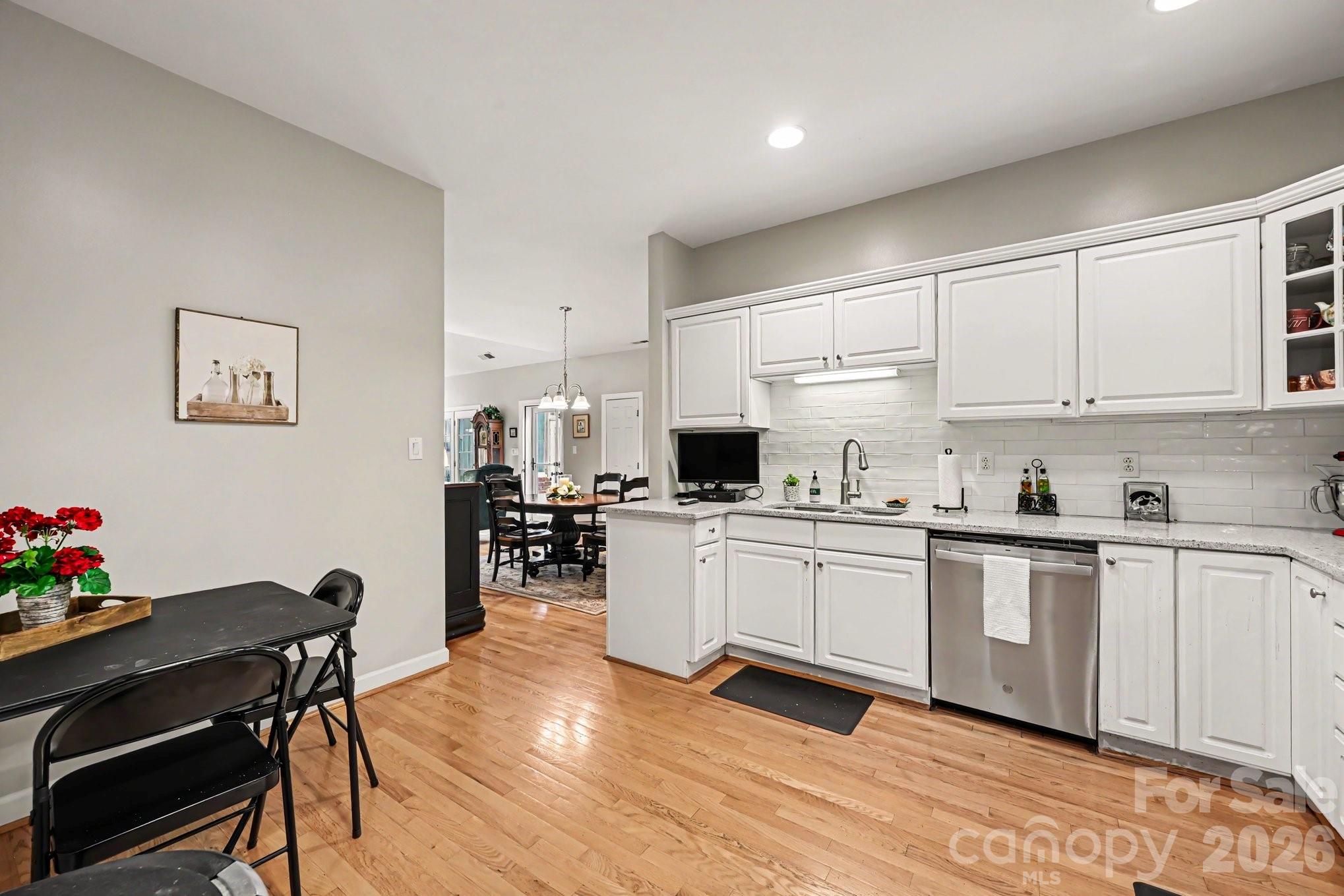 Photo 8 of 11341 Olde Turnbury Court, Charlotte, NC