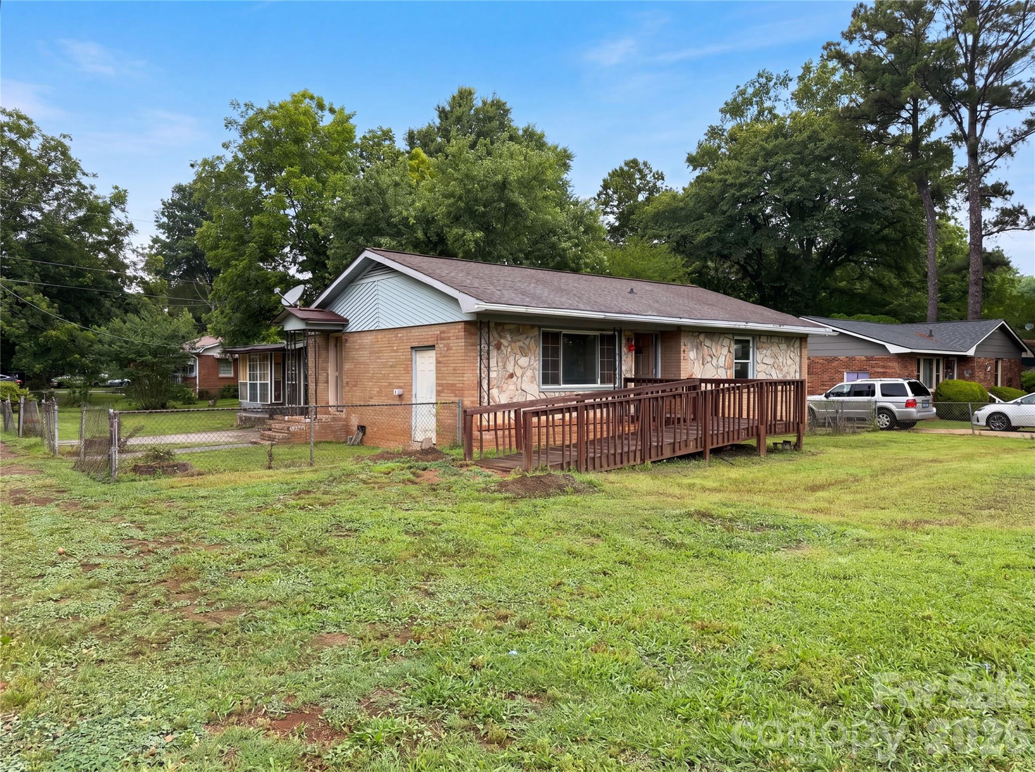 Photo 2 of 901 Steele Street, Fort Mill, SC