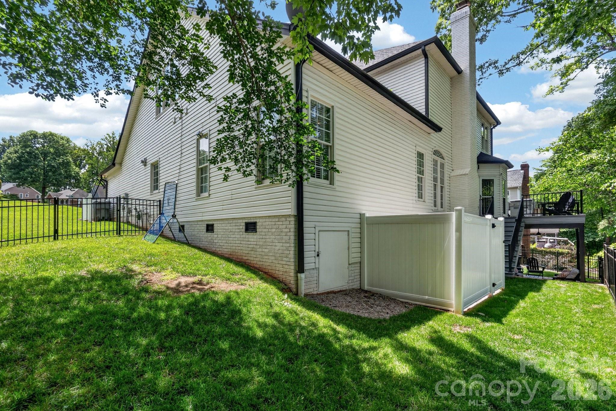 Photo 31 of 2707 Cotton Planter Lane, Charlotte, NC