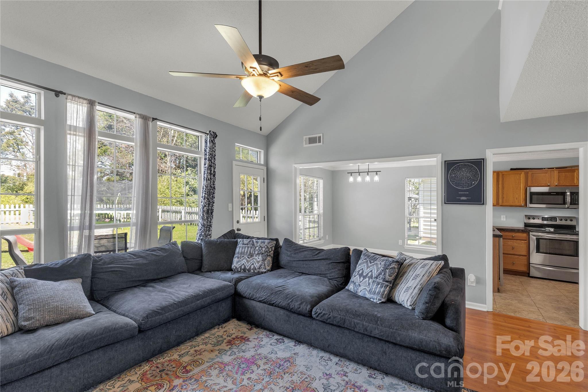 Photo 11 of 13213 Lampmeade Lane, Charlotte, NC