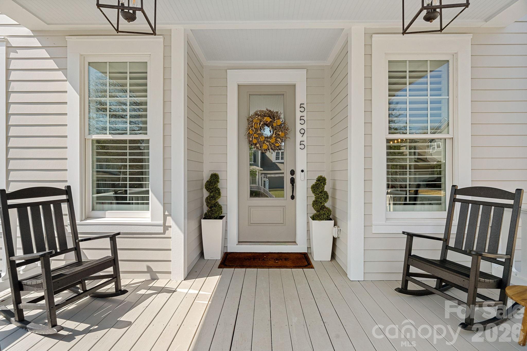 5595 Morris Hunt Drive, Fort Mill, SC - photo 2 of 49