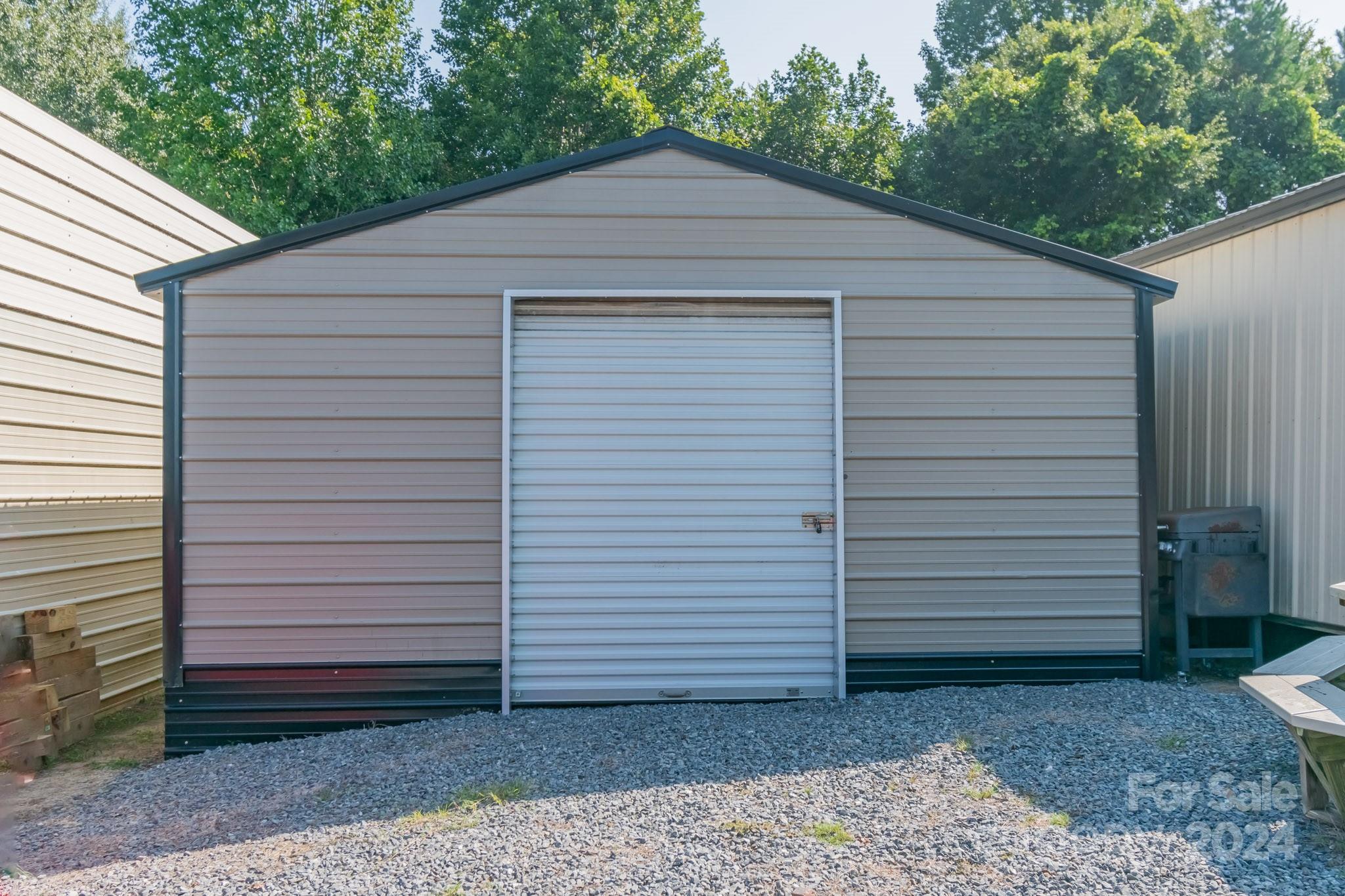 Home for sale at 5067 E Dixon Boulevard, Kings Mountain, NC — photo 37 of 43