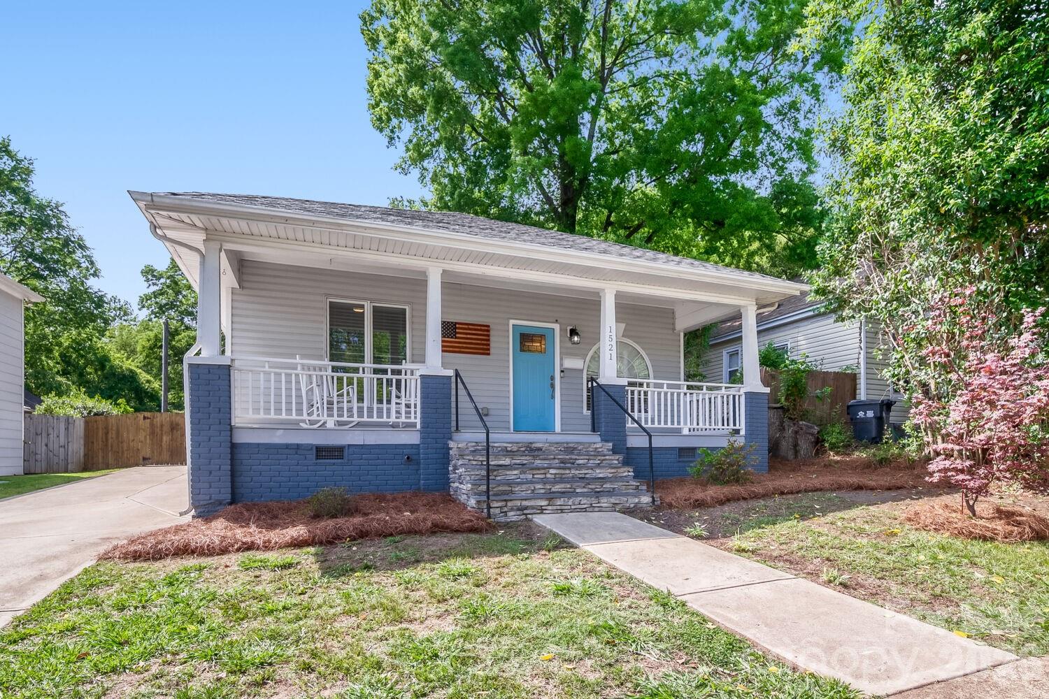1521 Hawthorne Lane, Charlotte, NC - photo 4 of 30