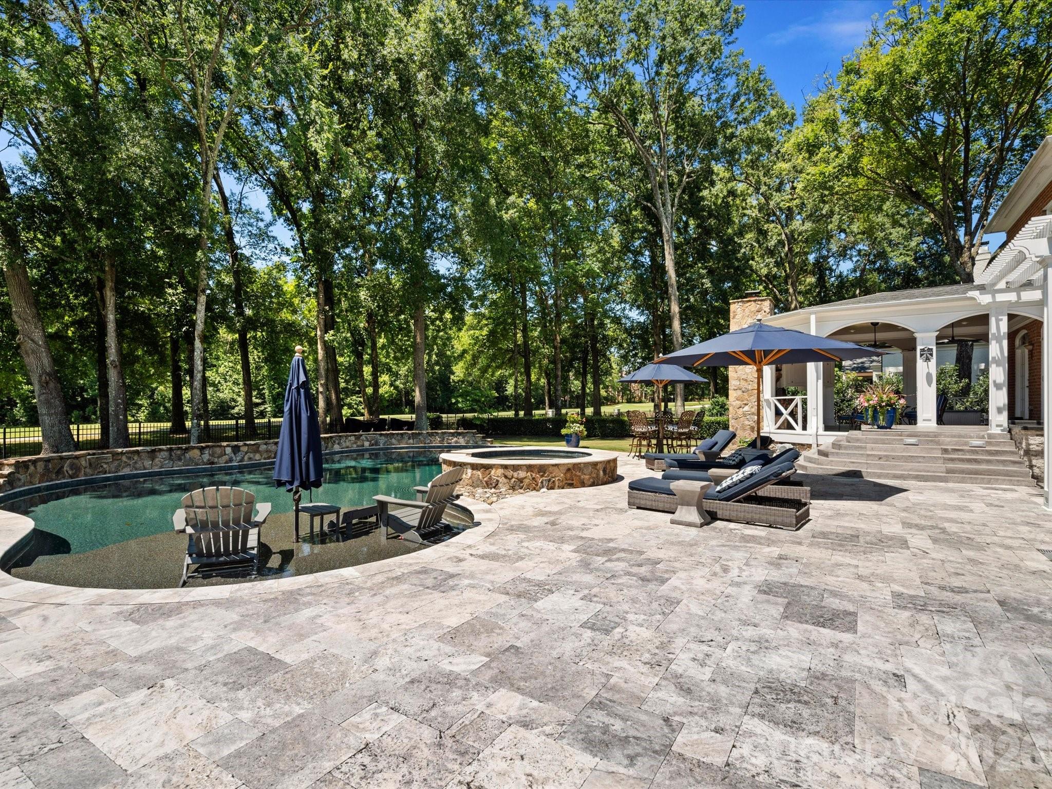 Photo 4 of 11624 Glenn Abbey Way, Charlotte, NC