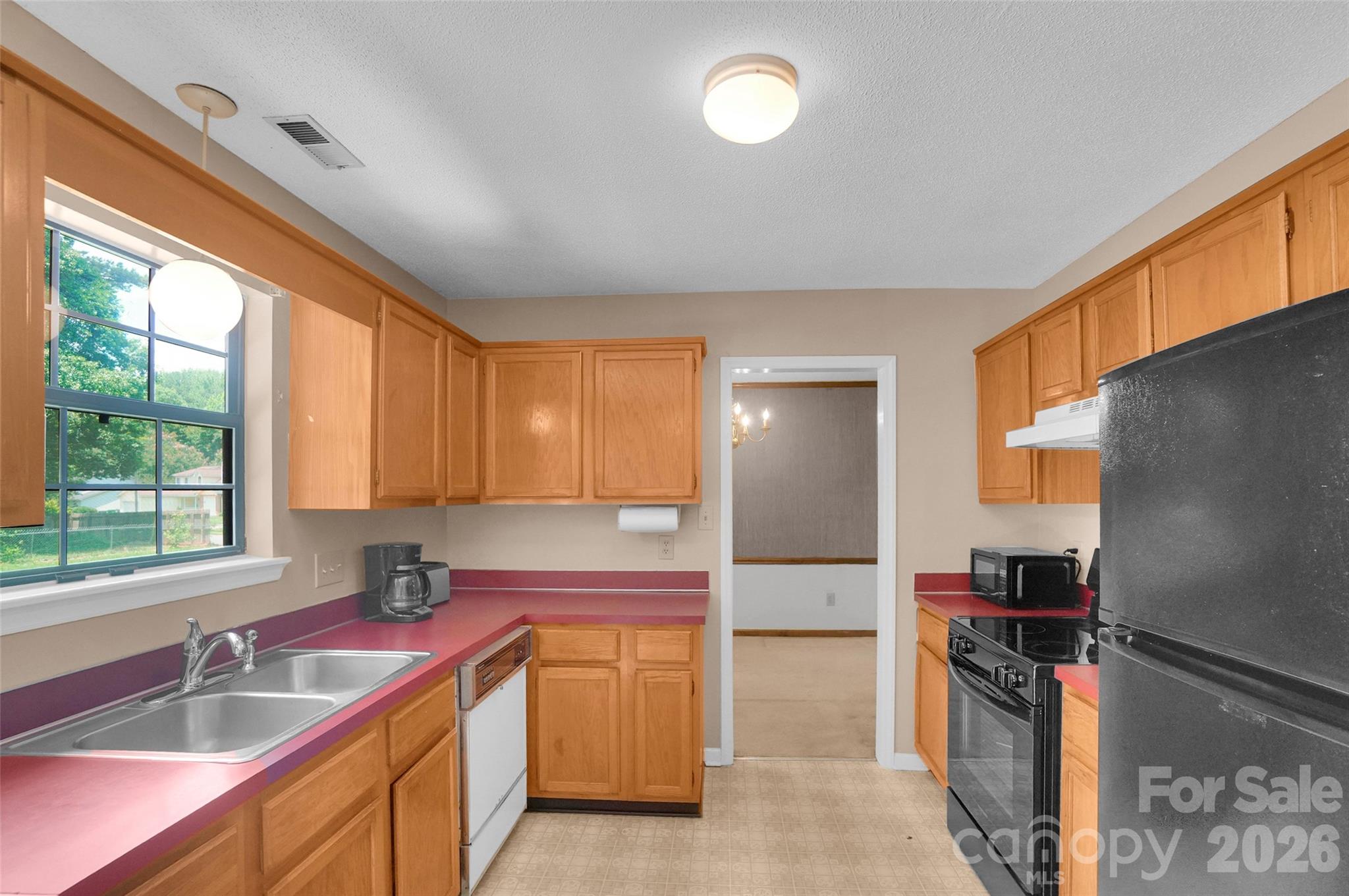 Photo 5 of 900 Highland Mist Lane, Charlotte, NC