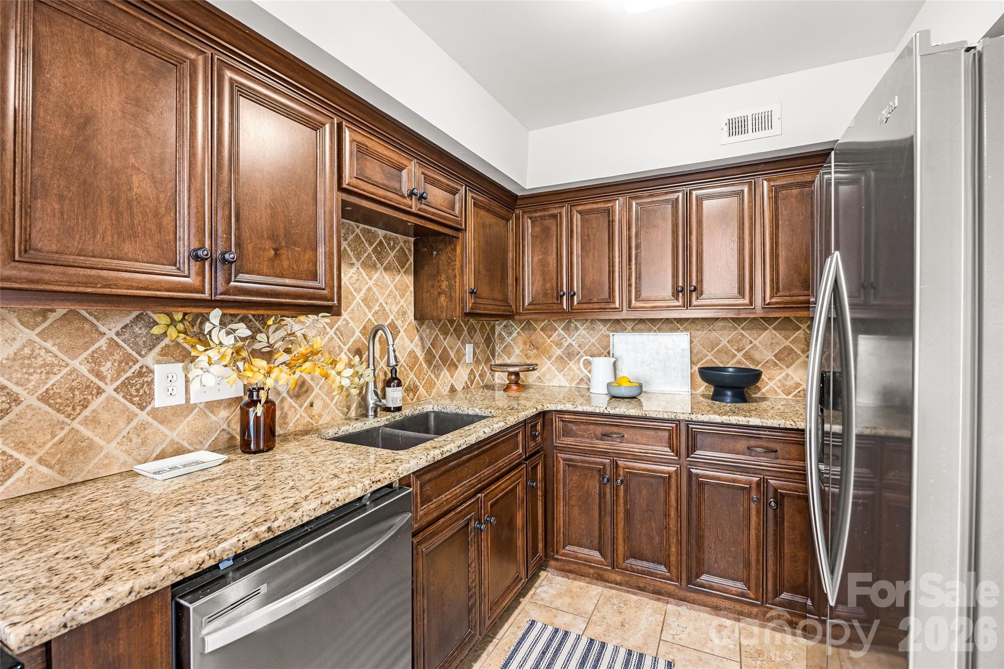 Photo 16 of 9526 Fairway Ridge Road, Charlotte, NC