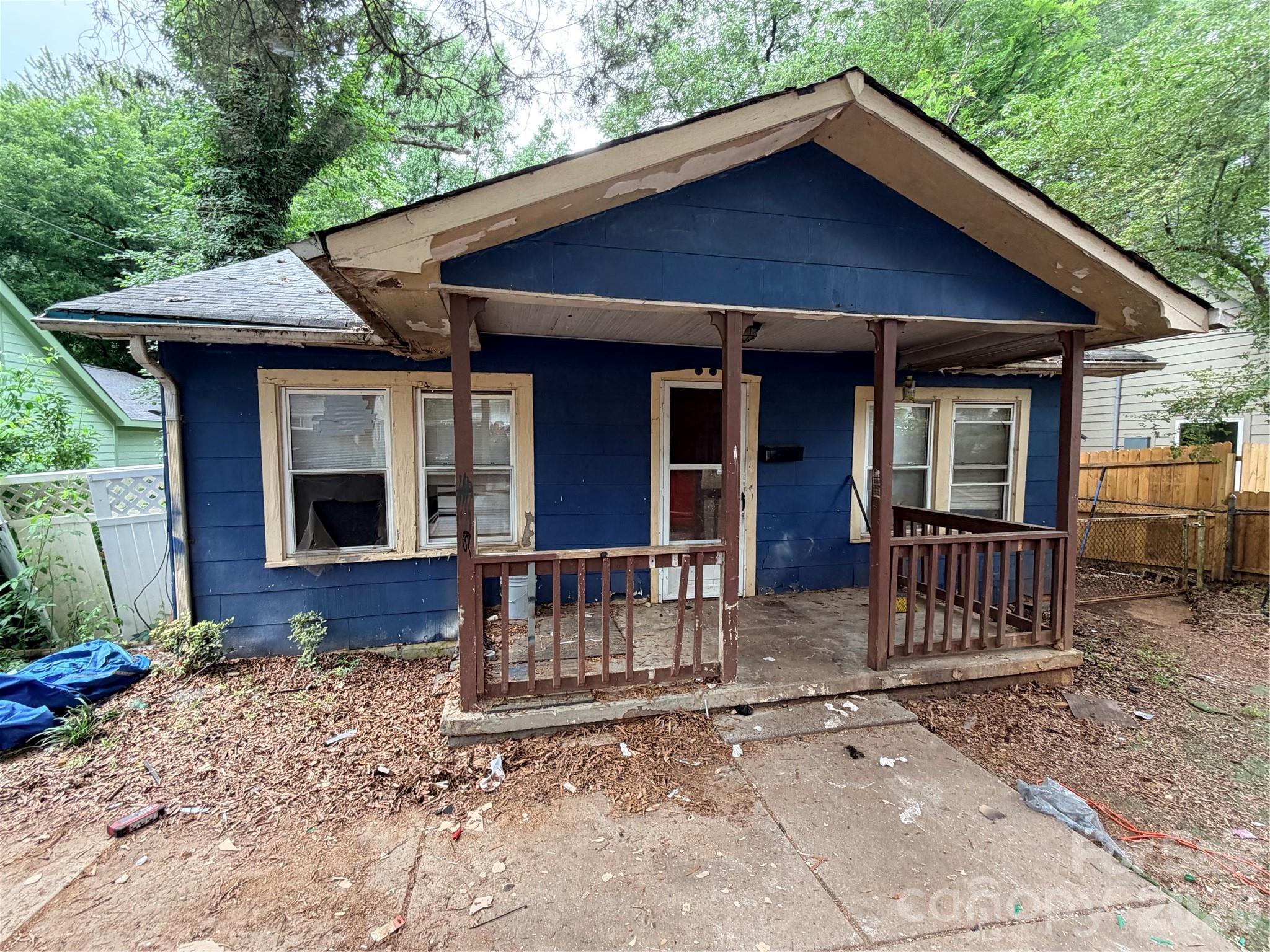 2216 Weyland Avenue, Charlotte, NC