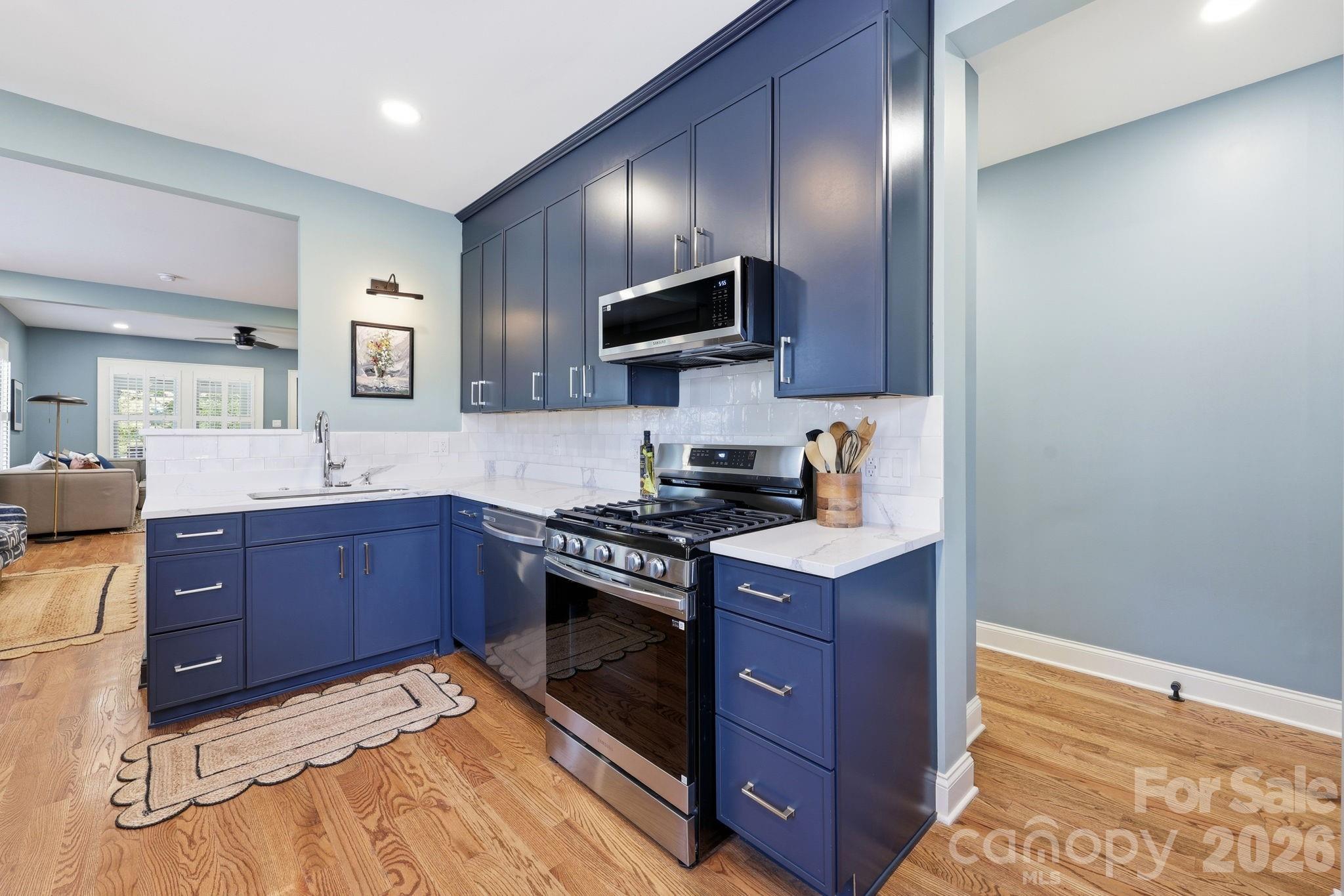 Home for sale at 327 Campus Street, Charlotte, NC — photo 13 of 48