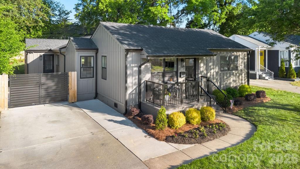 Photo 35 of 1939 Academy Street, Charlotte, NC