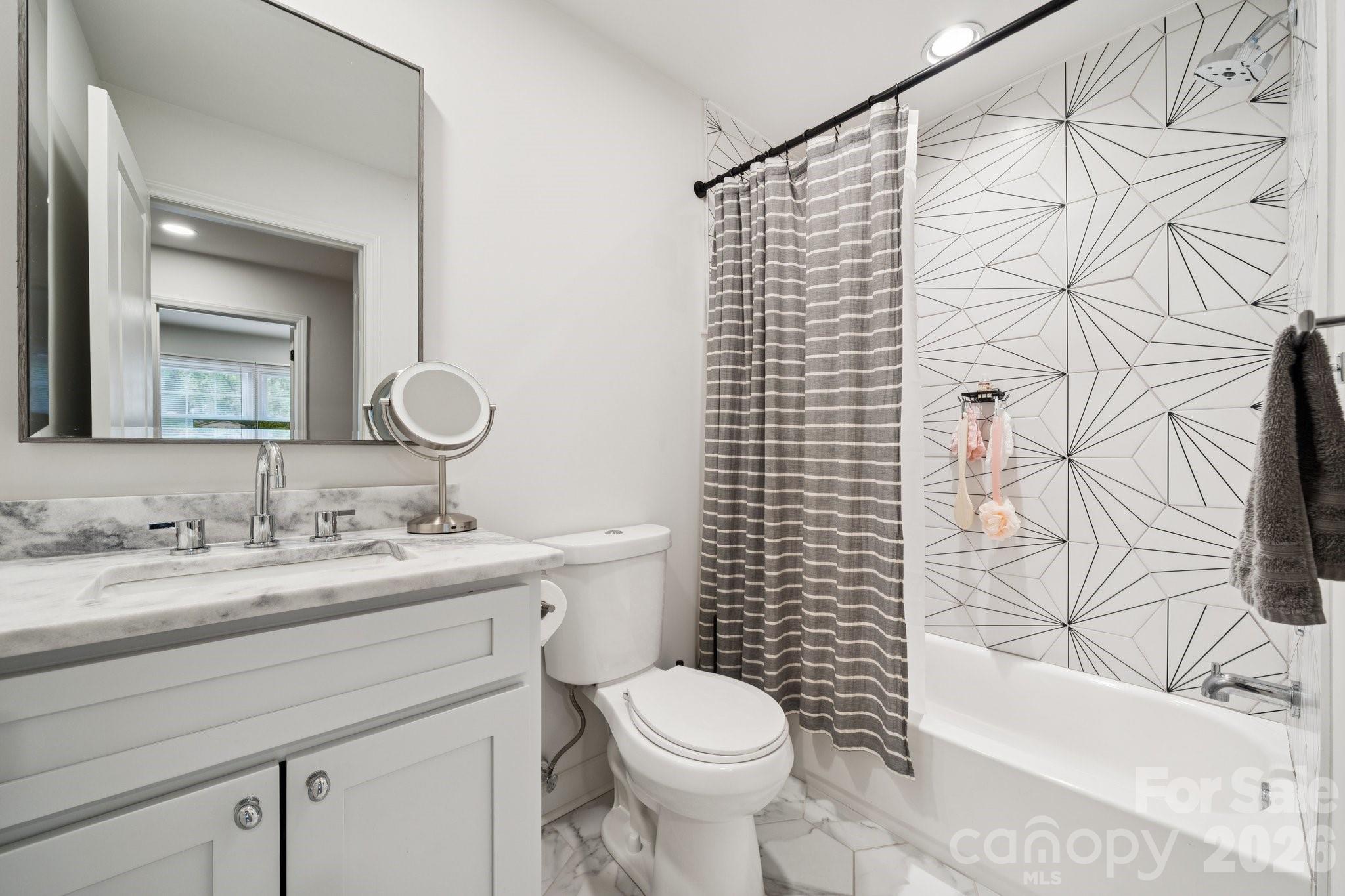 Photo 15 of 1530 Barberry Court, Charlotte, NC
