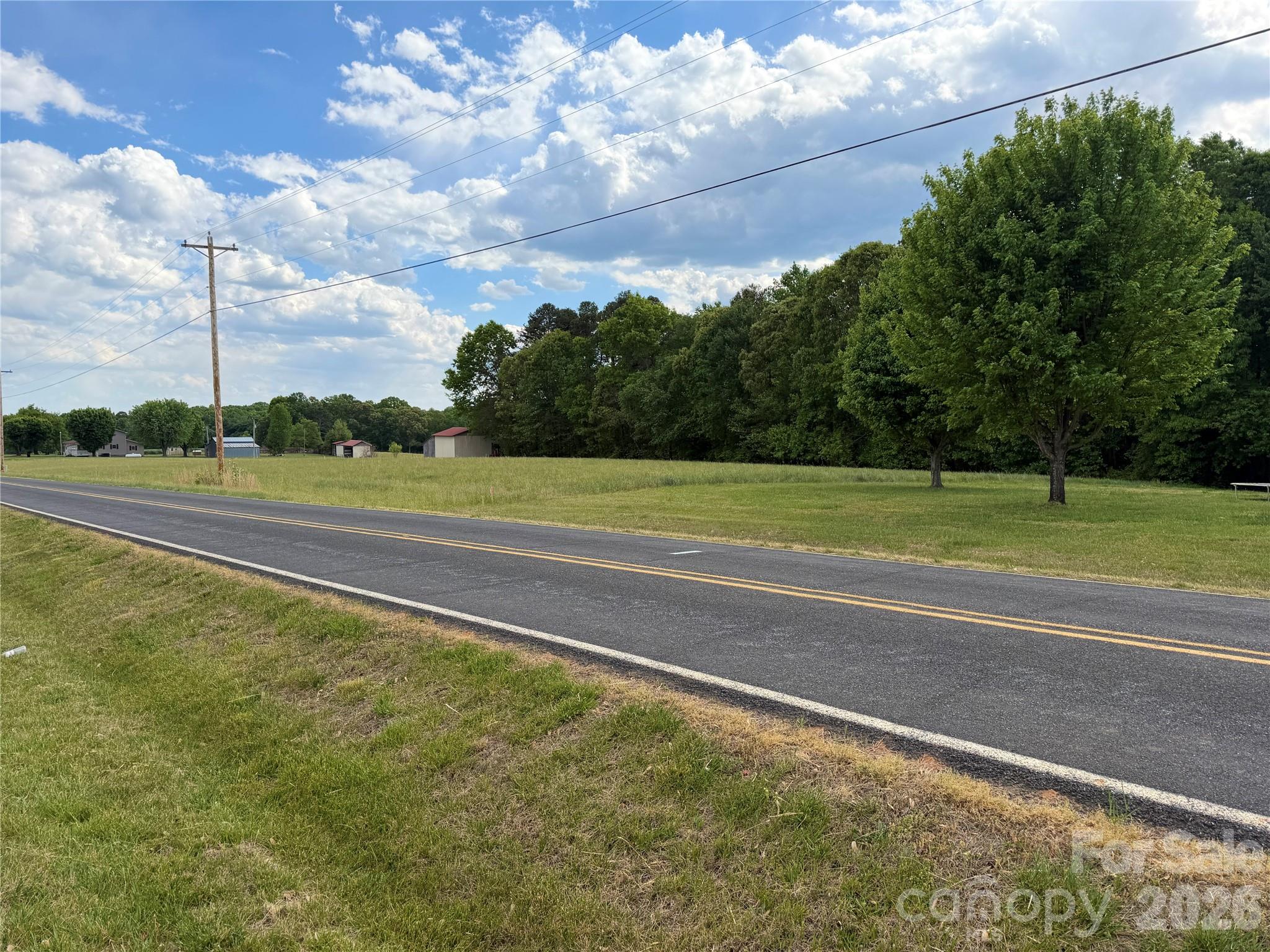 1283 Pisgah Road, Hiddenite, NC - photo 2 of 7