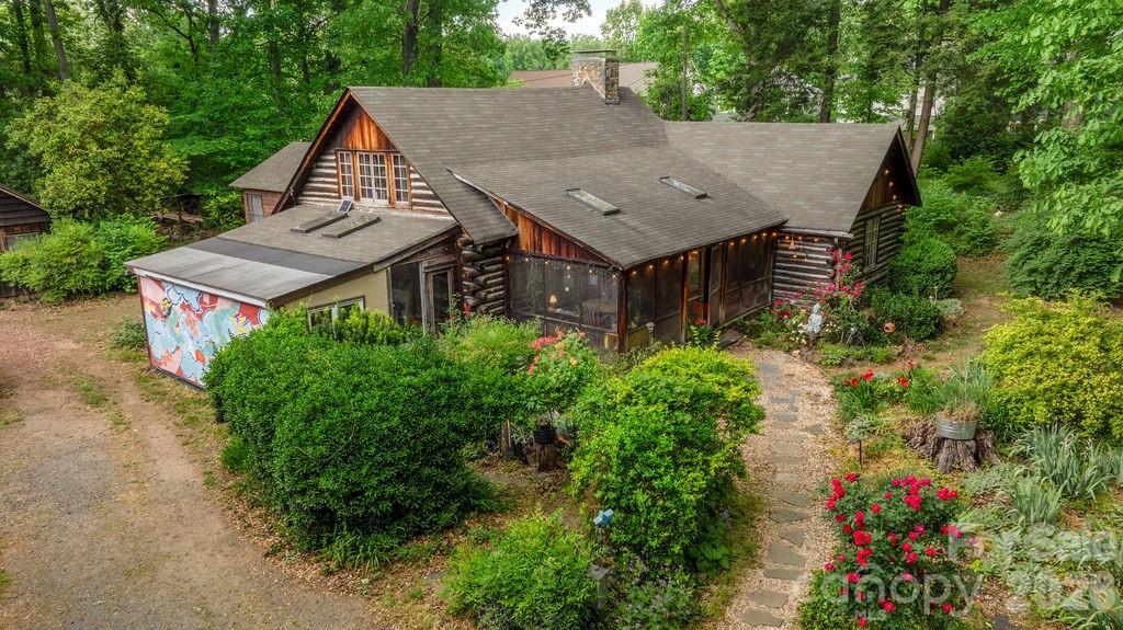 Photo 2 of 2107 Mandarin Boulevard, Charlotte, NC