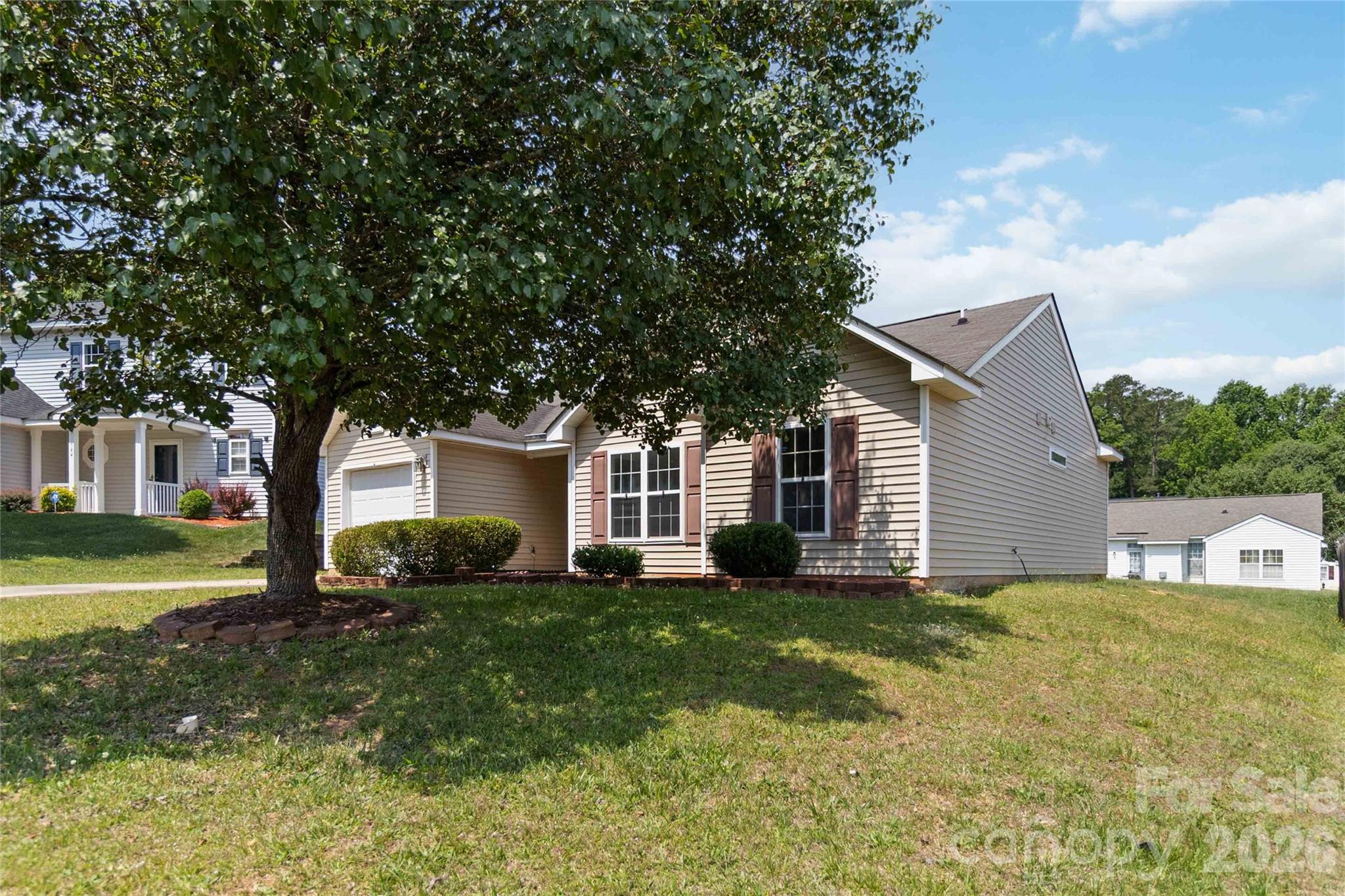 Home for sale at 740 Aberdeen Glen Place, Charlotte, NC — photo 1 of 22