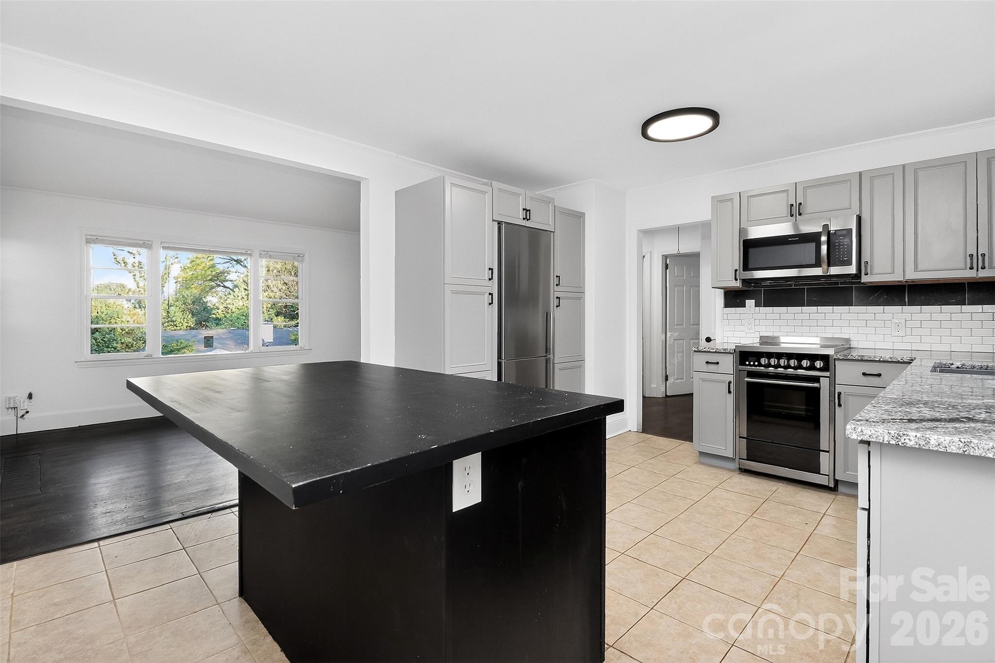 2642 Rachel Street, Charlotte, NC - photo 10 of 35