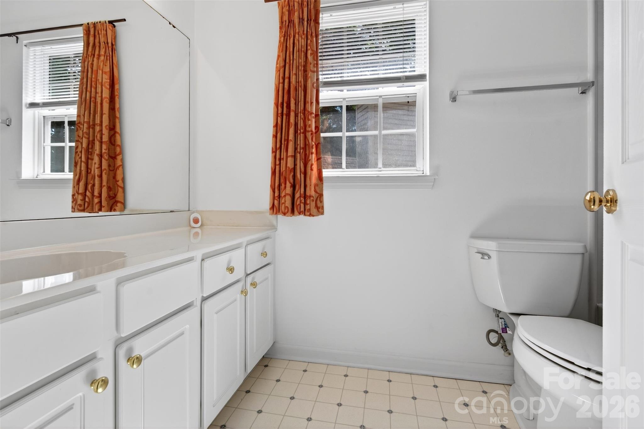 Photo 35 of 2539 Thornfield Road, Charlotte, NC
