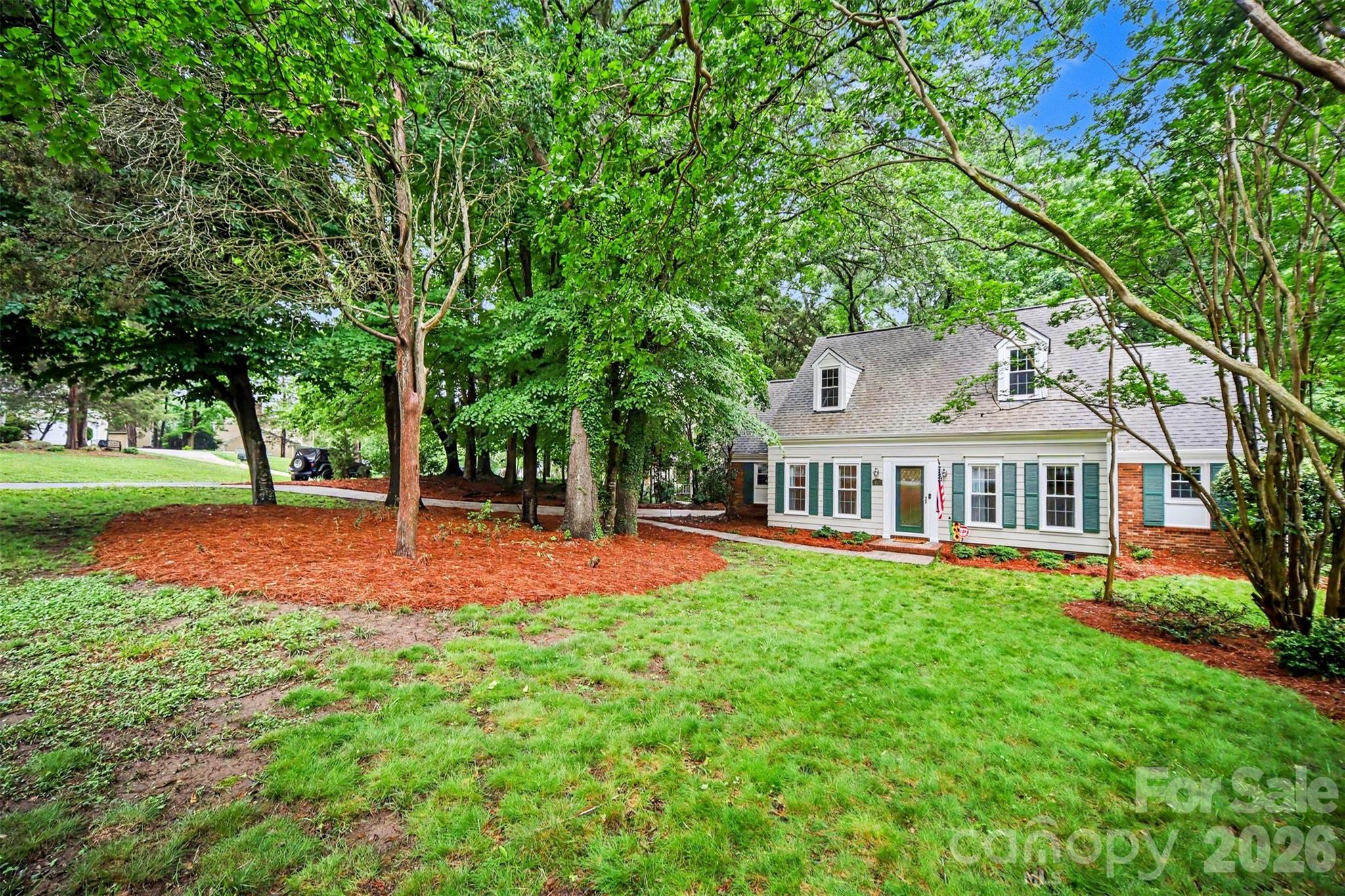 Photo 3 of 8644 Kirchenbaum Drive, Charlotte, NC
