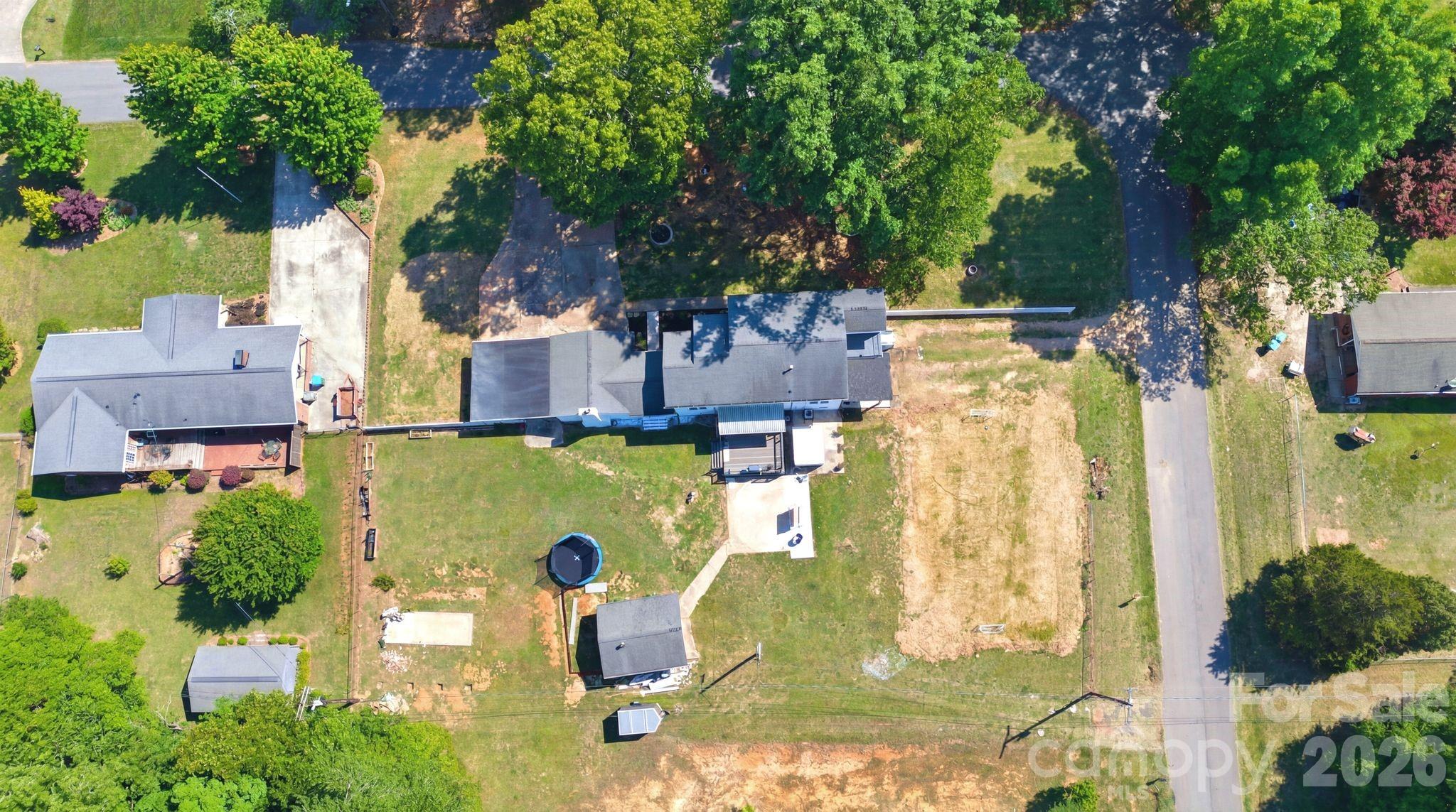 701 E Iowa Avenue, Bessemer City, NC - photo 38 of 42