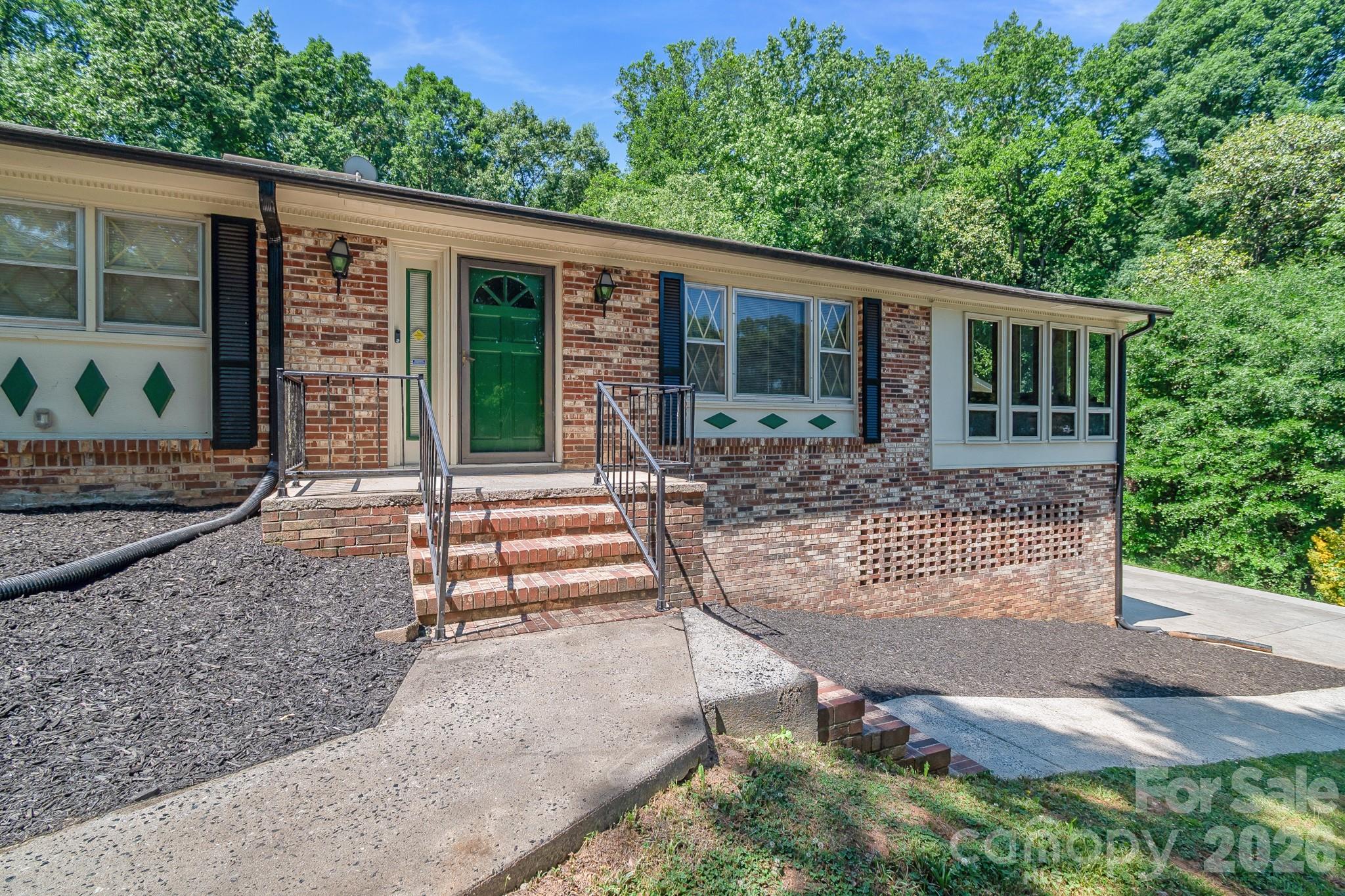 1549 Cecelia Drive, Gastonia, NC