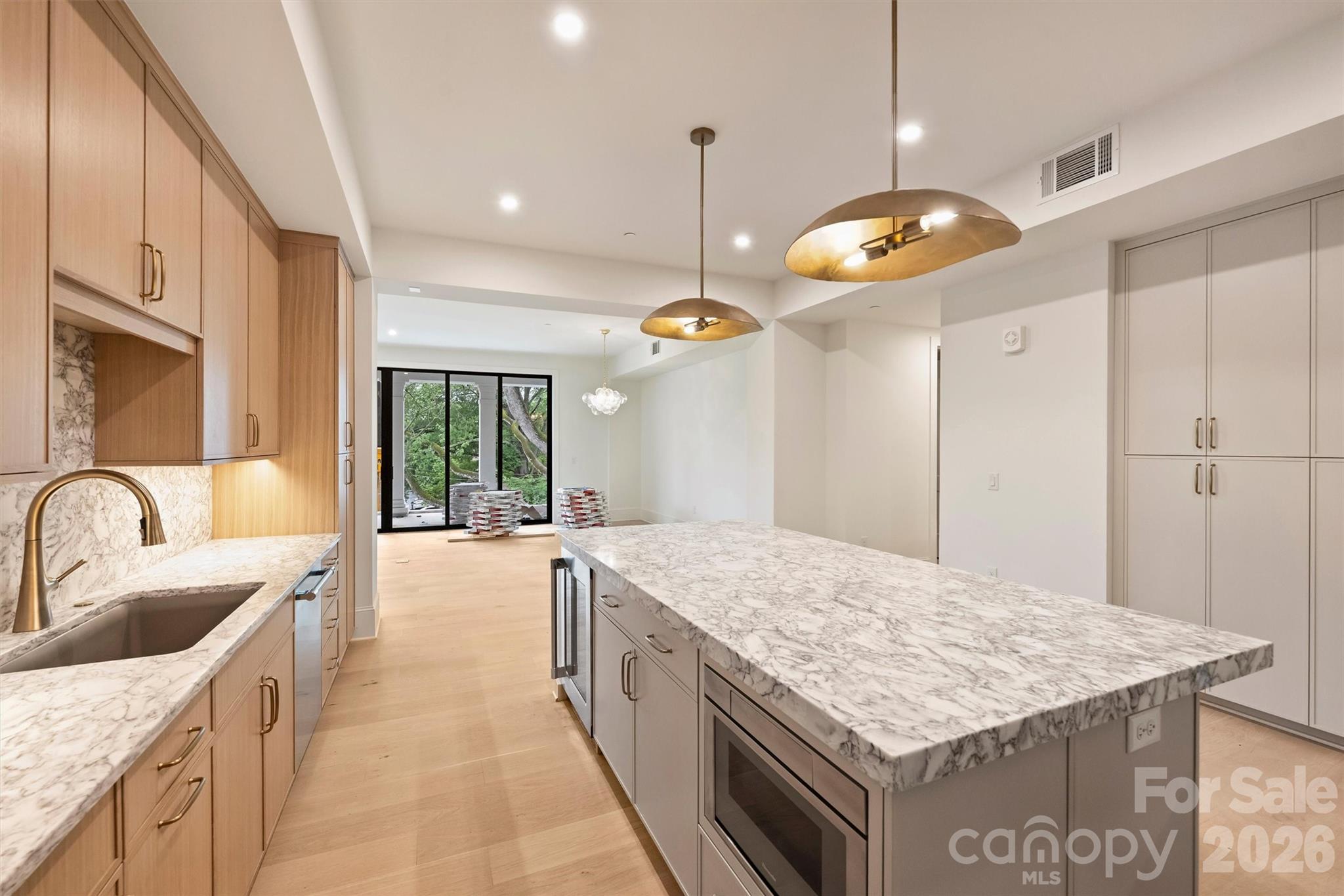 Photo 10 of 409 Queens Road201, Charlotte, NC