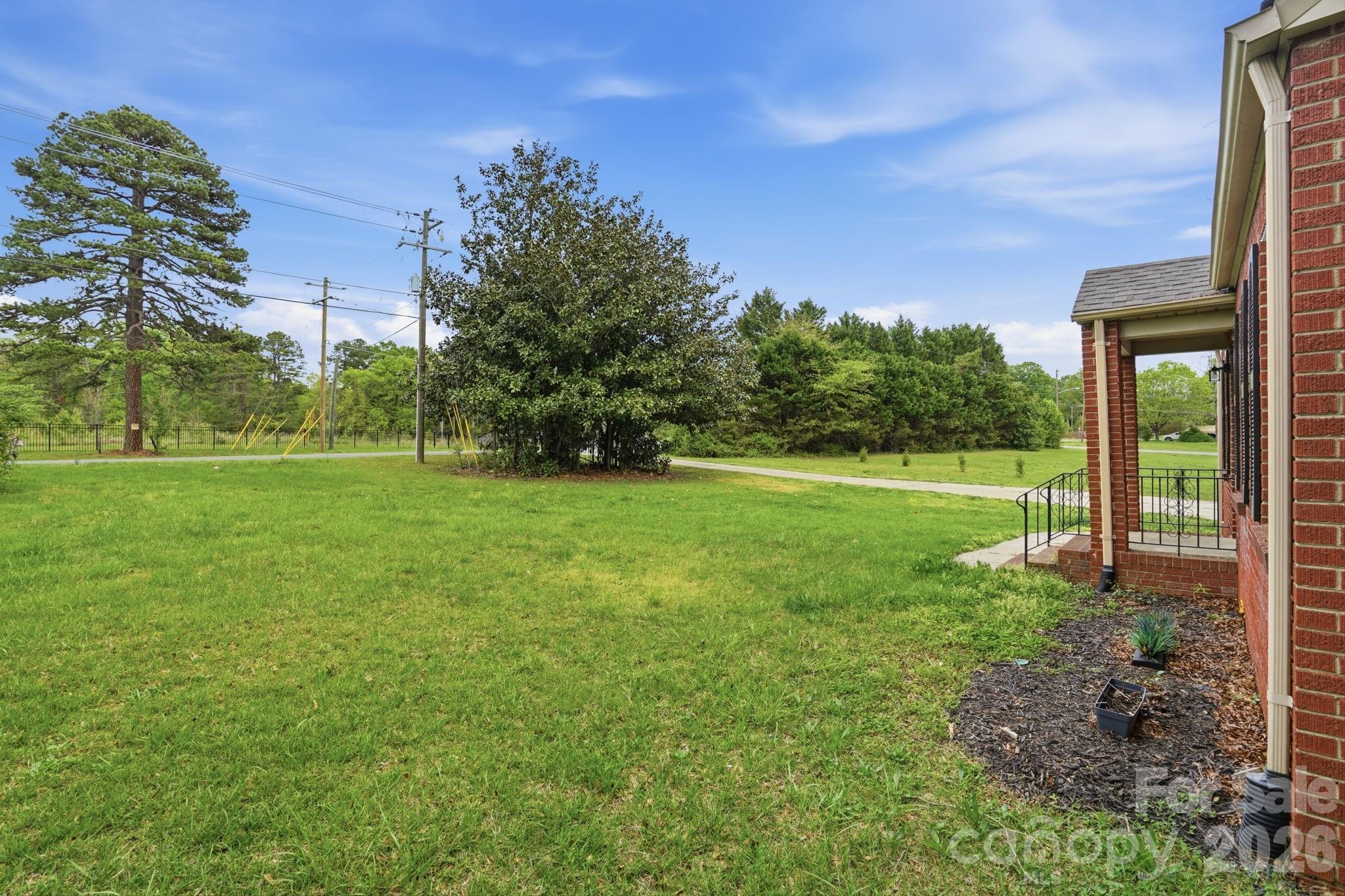 Photo 35 of 8825 Mcclure Circle, Charlotte, NC