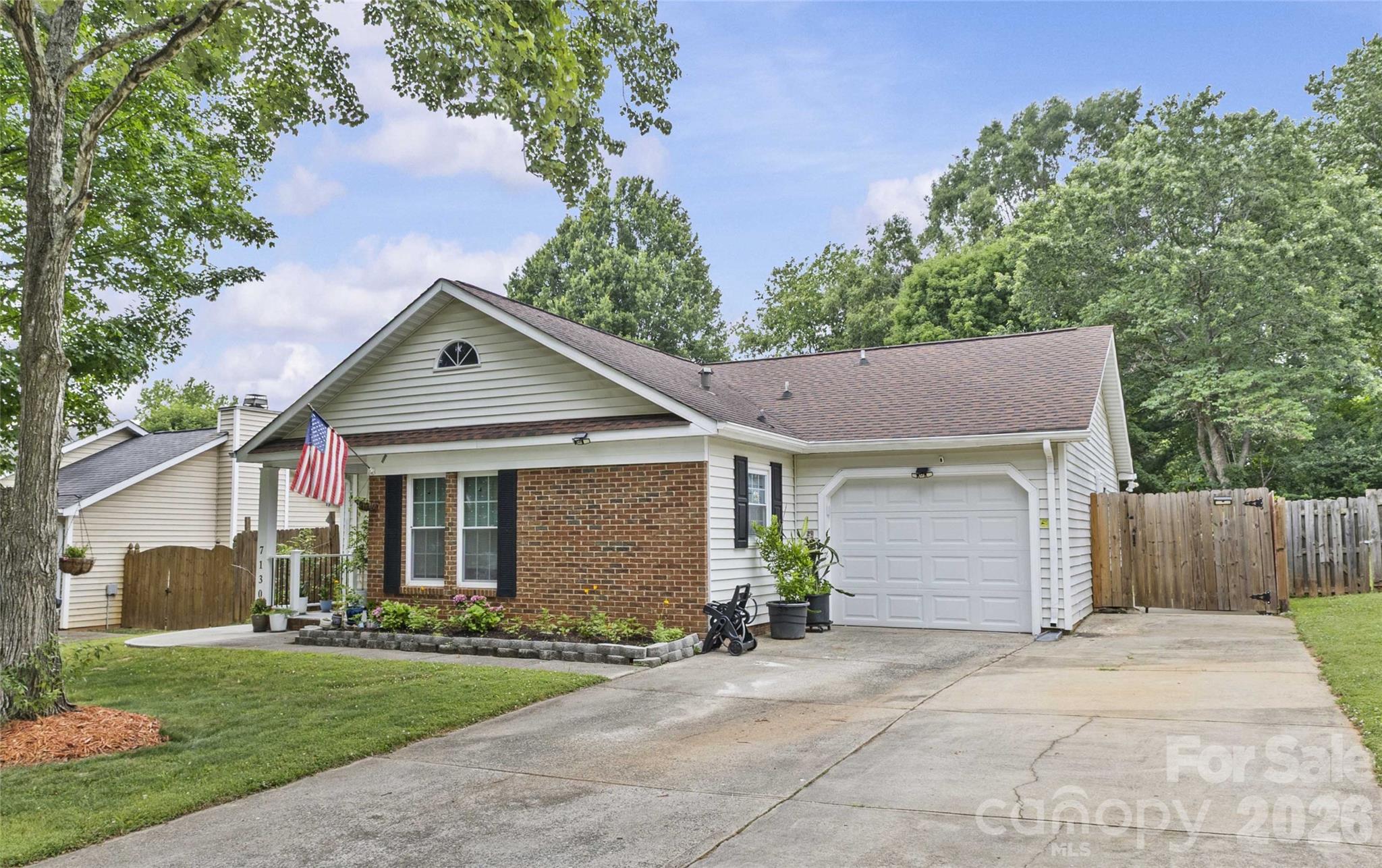 Photo 3 of 7130 Bluff Wood Cove, Charlotte, NC