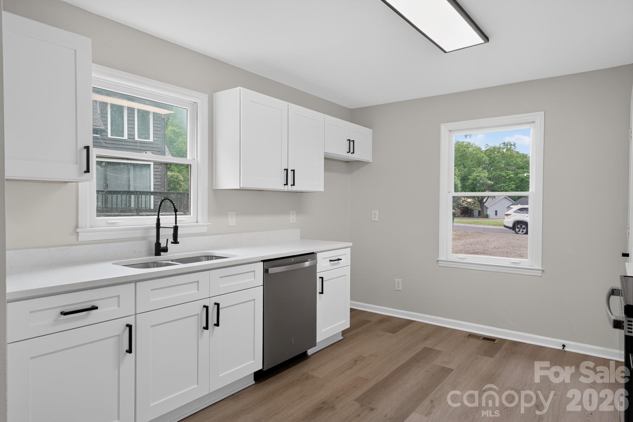 Photo 5 of 424 Kimbrook Court, Rock Hill, SC