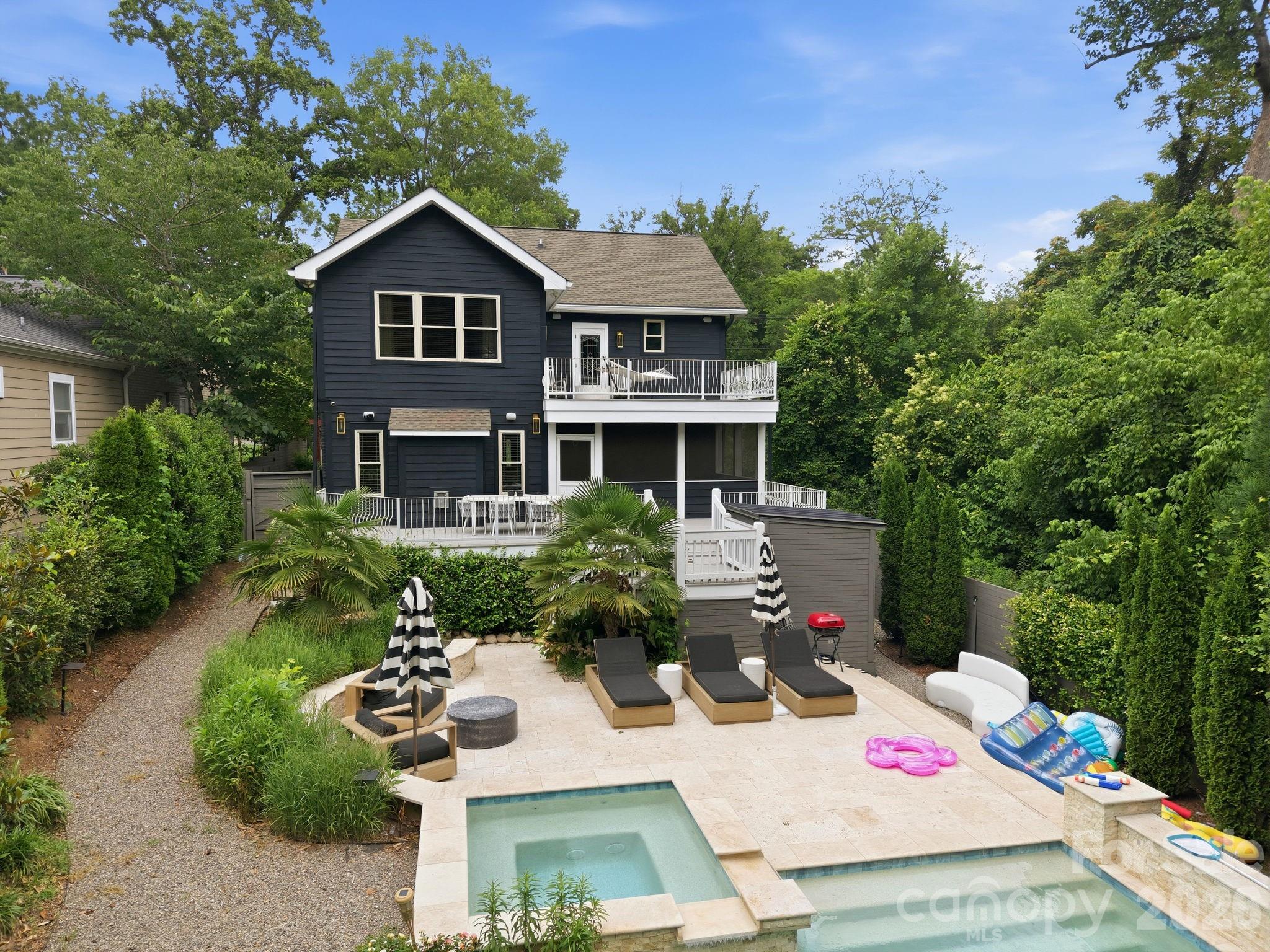 Photo 42 of 3220 Commonwealth Avenue, Charlotte, NC